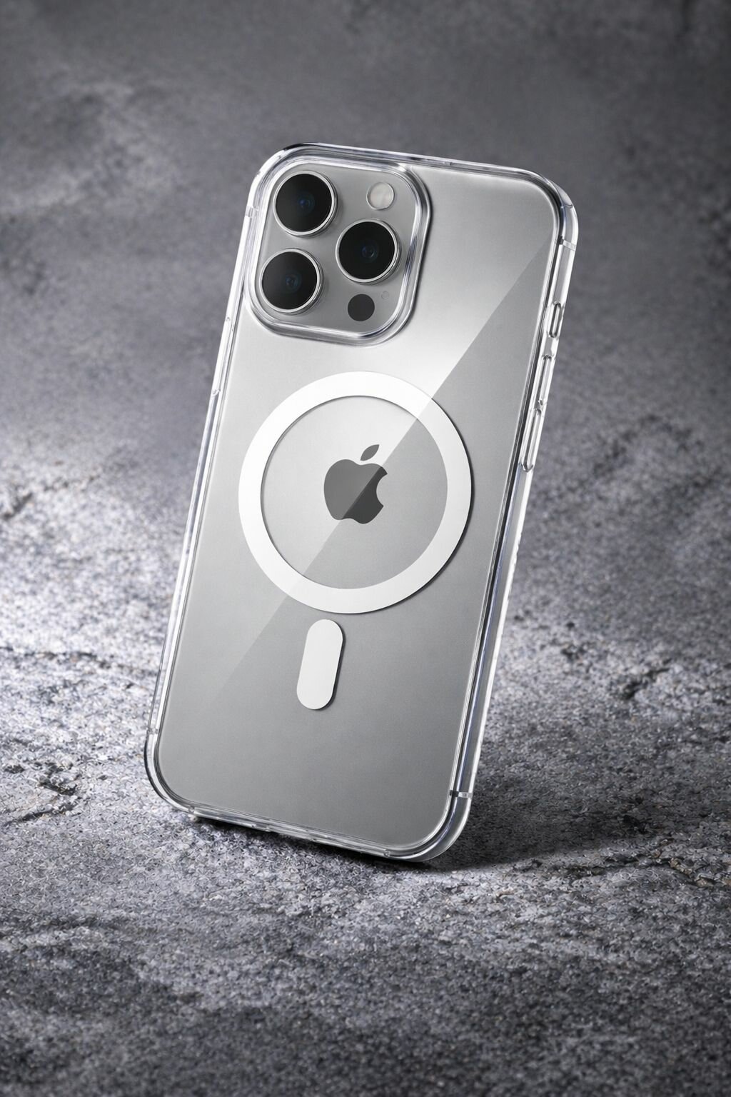 Прозрачный чехол накладка iPhone 16 Pro Max MagSafe с беспроводной зарядкой — фото 1