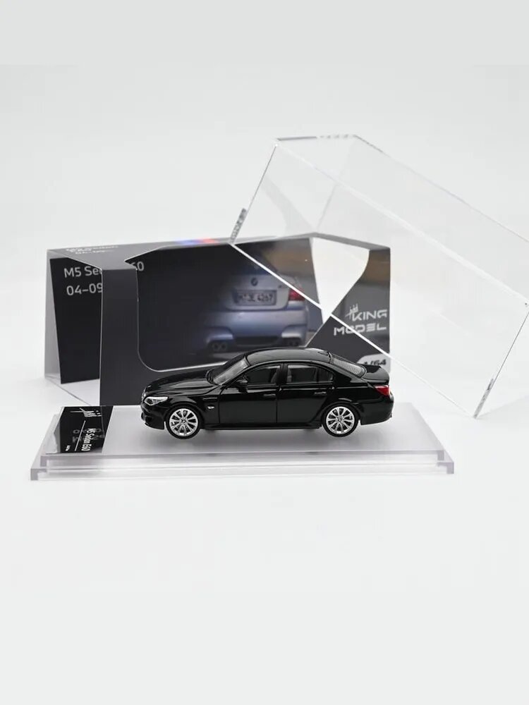 Машинка King Model KM 1/64 BMW M5 sedon E60 Die-cast Alloy Car Model Collection Gift