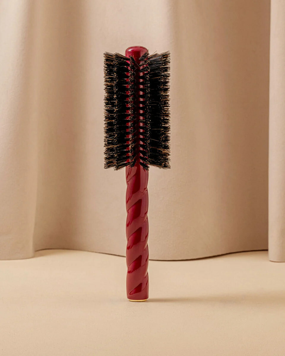 La bonne brosse Щетка для укладки волос N.05 The Round Blowout HairBrush Volume & Style, Cherry Red