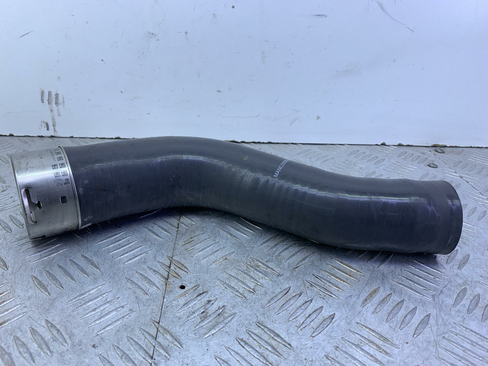 Патрубок интеркулера Renault Duster (2010 - 2015) MANC0006302