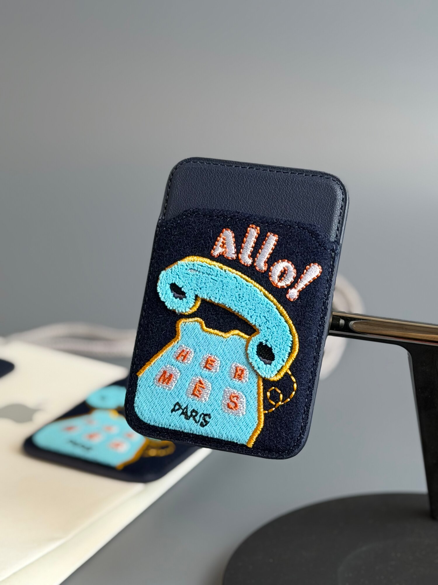 Чехол картхолдер Apple Hermes "Allo!" MagSafe Wallet (Без коробки) MA6X4FE/A (Original)