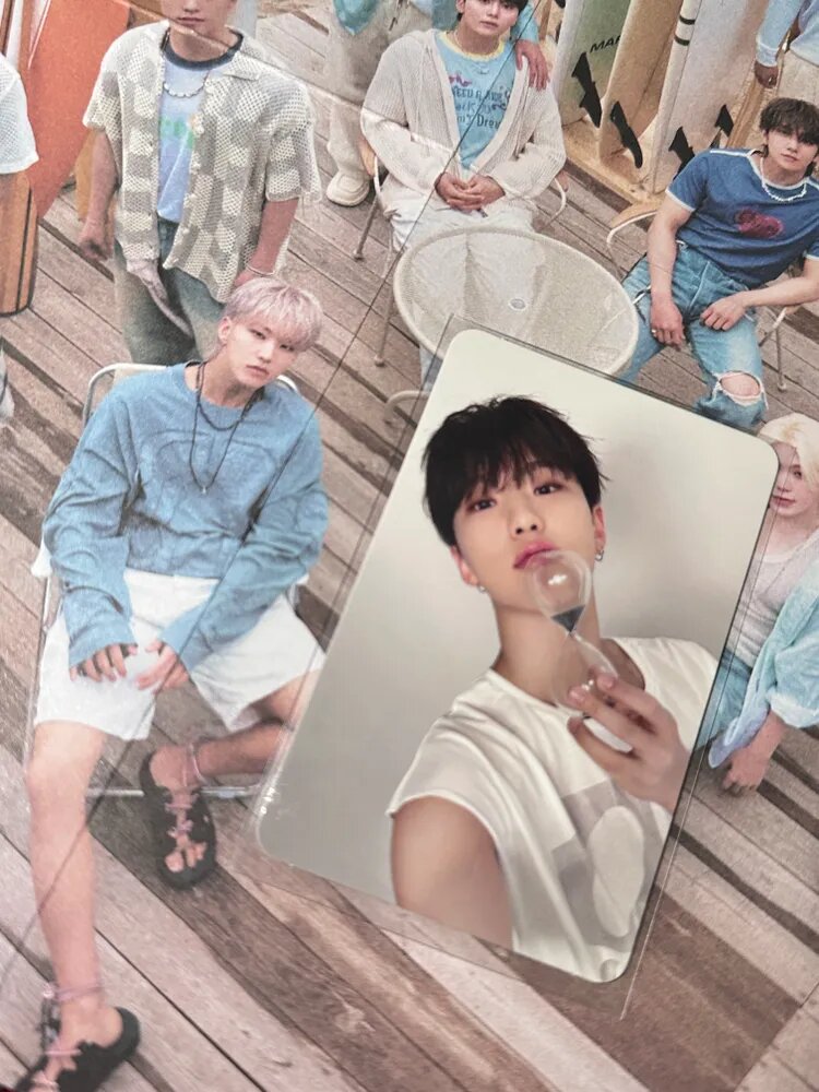 Кпоп Официальная фотокарточка- SEVENTEEN: 17 Is Right Here