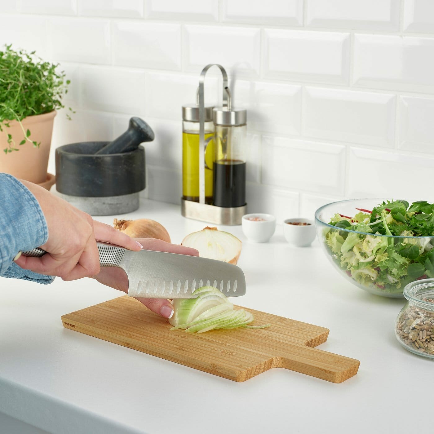 Разделочная доска IKEA "APTITLIG", бамбуковая, двухсторонняя, 31 см x 15 см