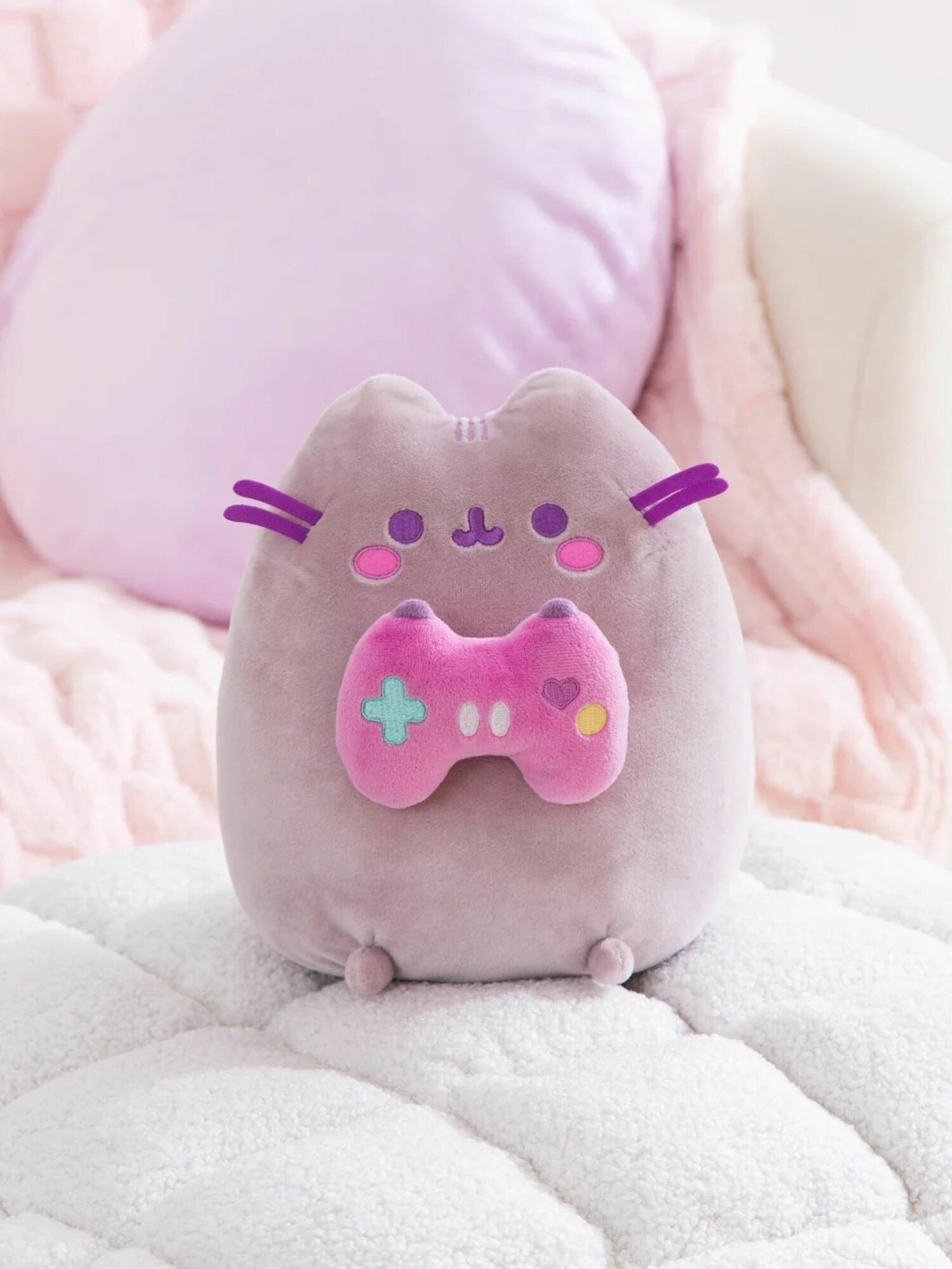 Мягкая игрушка Кот Пушин Геймер с джойстиком (Pusheen Cat) 18 см