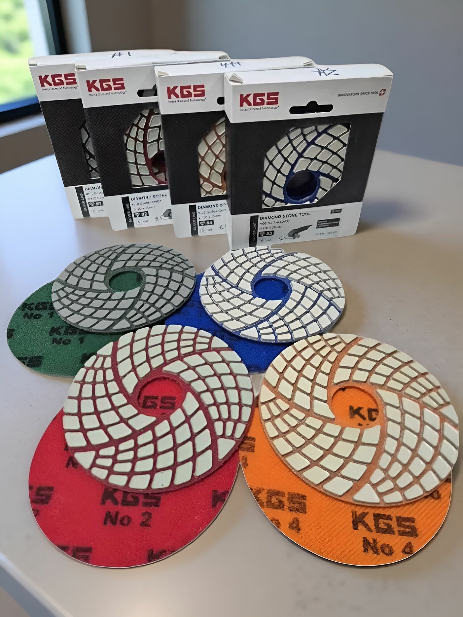 Комплект алмазных черепашек KGS Swiflex CHD2 - 4шт (№1,2,3,4) для поэтапной шлифовки керамогранита, плитки, камня