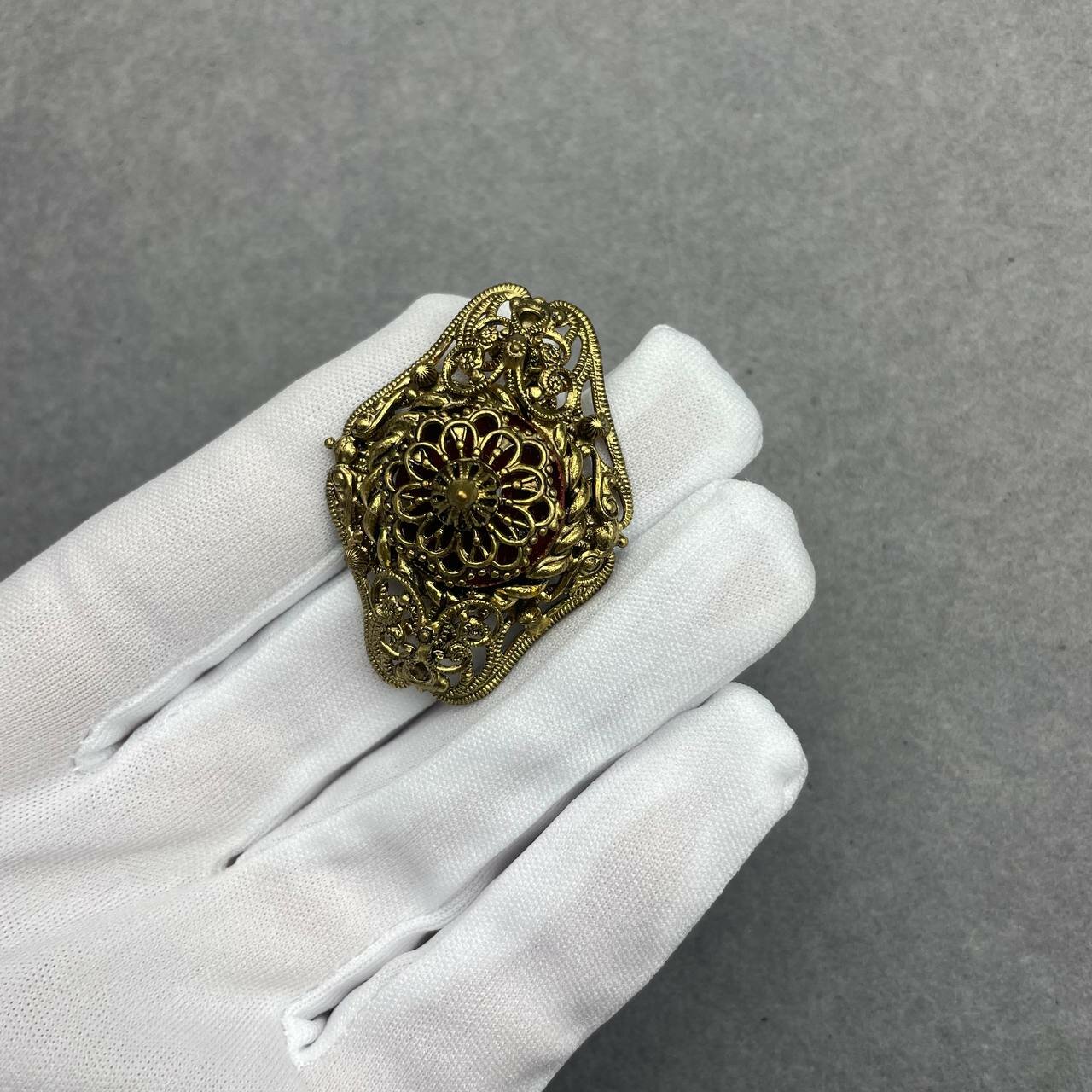 Брошь винтажная Редкая