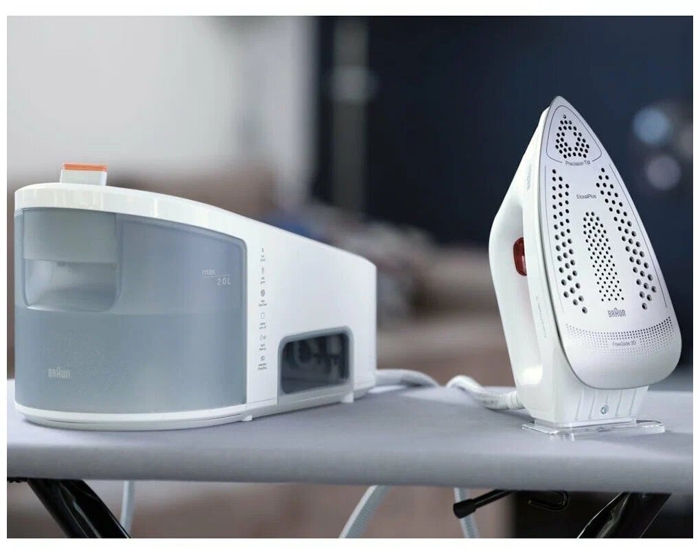 Парогенератор BRAUN CareStyle 3 IS3132WH, вертикальное отпаривание, мощность 2400 Вт