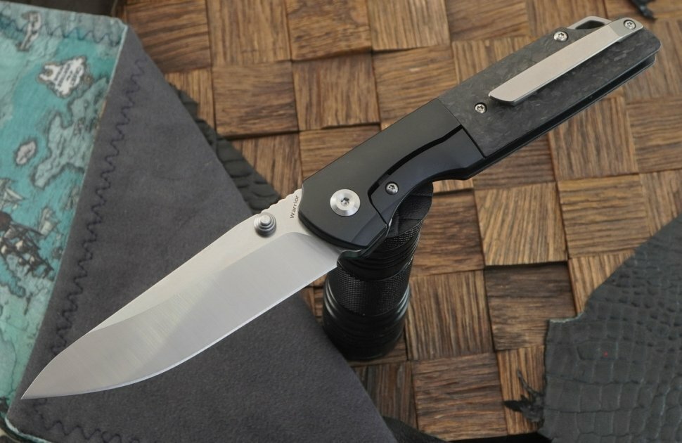 Леворукий складной нож Kansept Knives Warrior, сталь CPM S35VN, рукоять титан/карбон