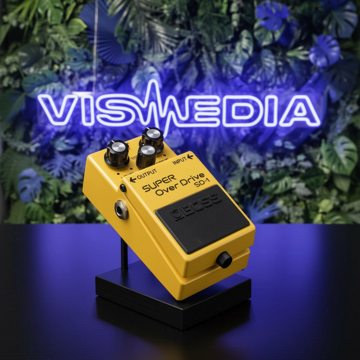 Педаль эффектов Boss "SD-1", для электрогитары, металлическая, желтый цвет