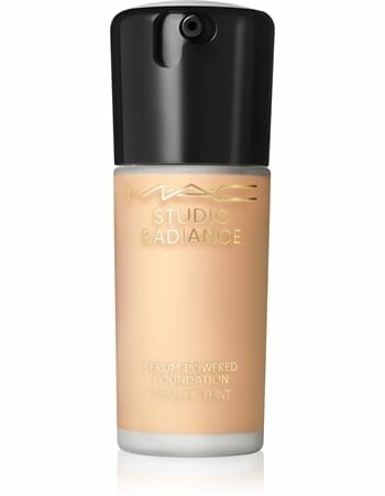 Тональный крем M.A.C. Studio Radiance Serum-Powered Foundation, оттенок NC18, 30 мл