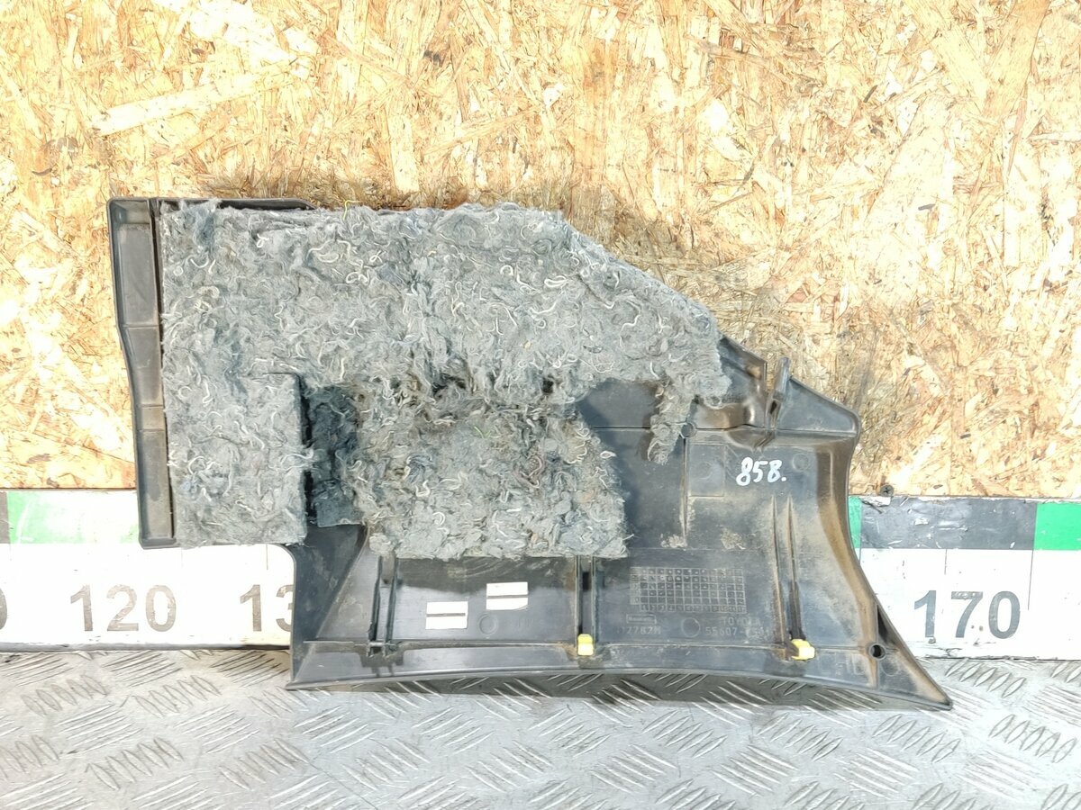 Накладка торпедо TOYOTA Avensis 2003 2008 5560705010