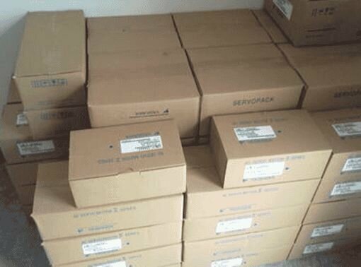 Модуль YASKAWA SGMRS-37A2A-YR11