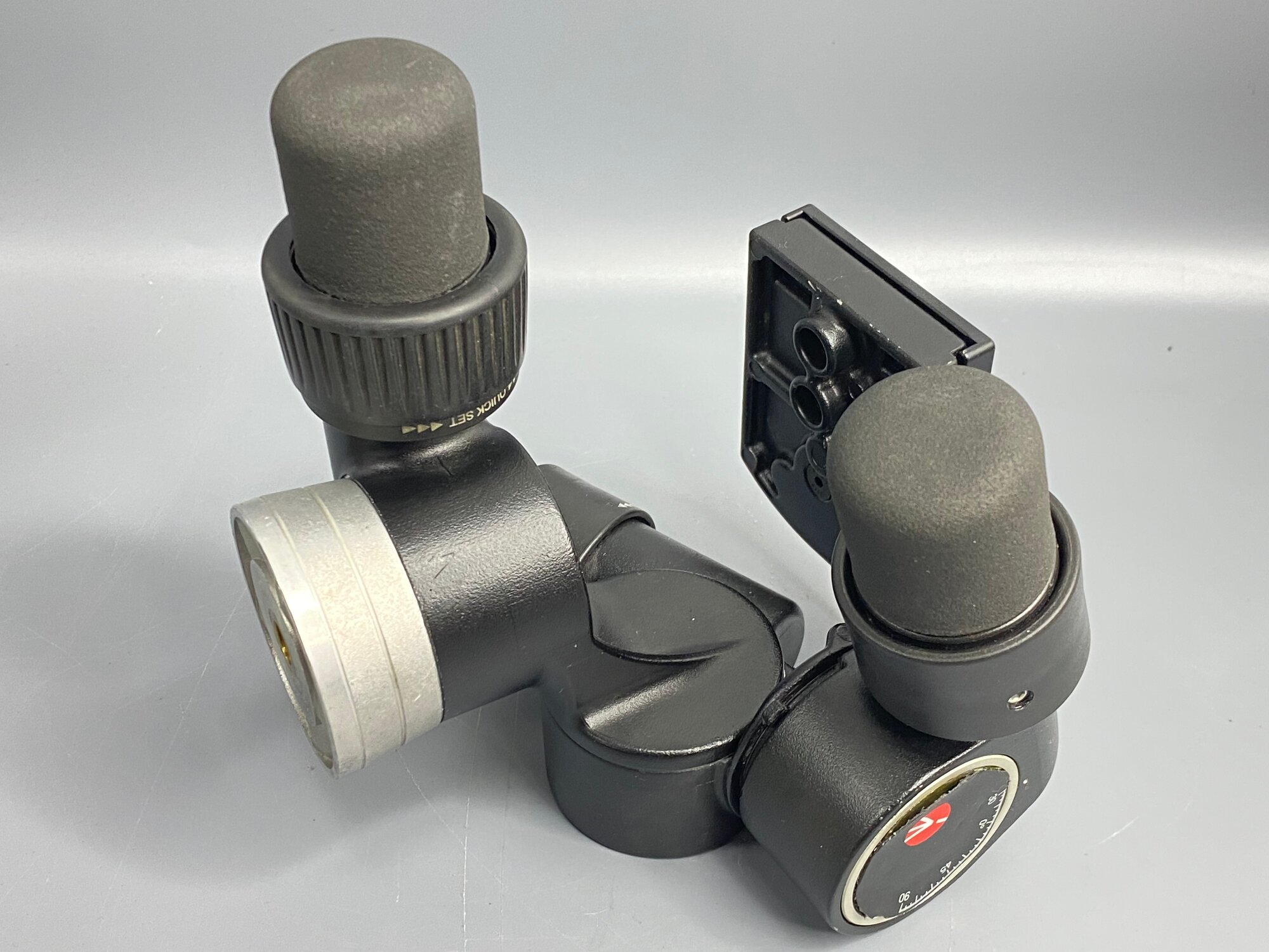 Manfrotto 405 Pro Digital Geared Head — фото 1