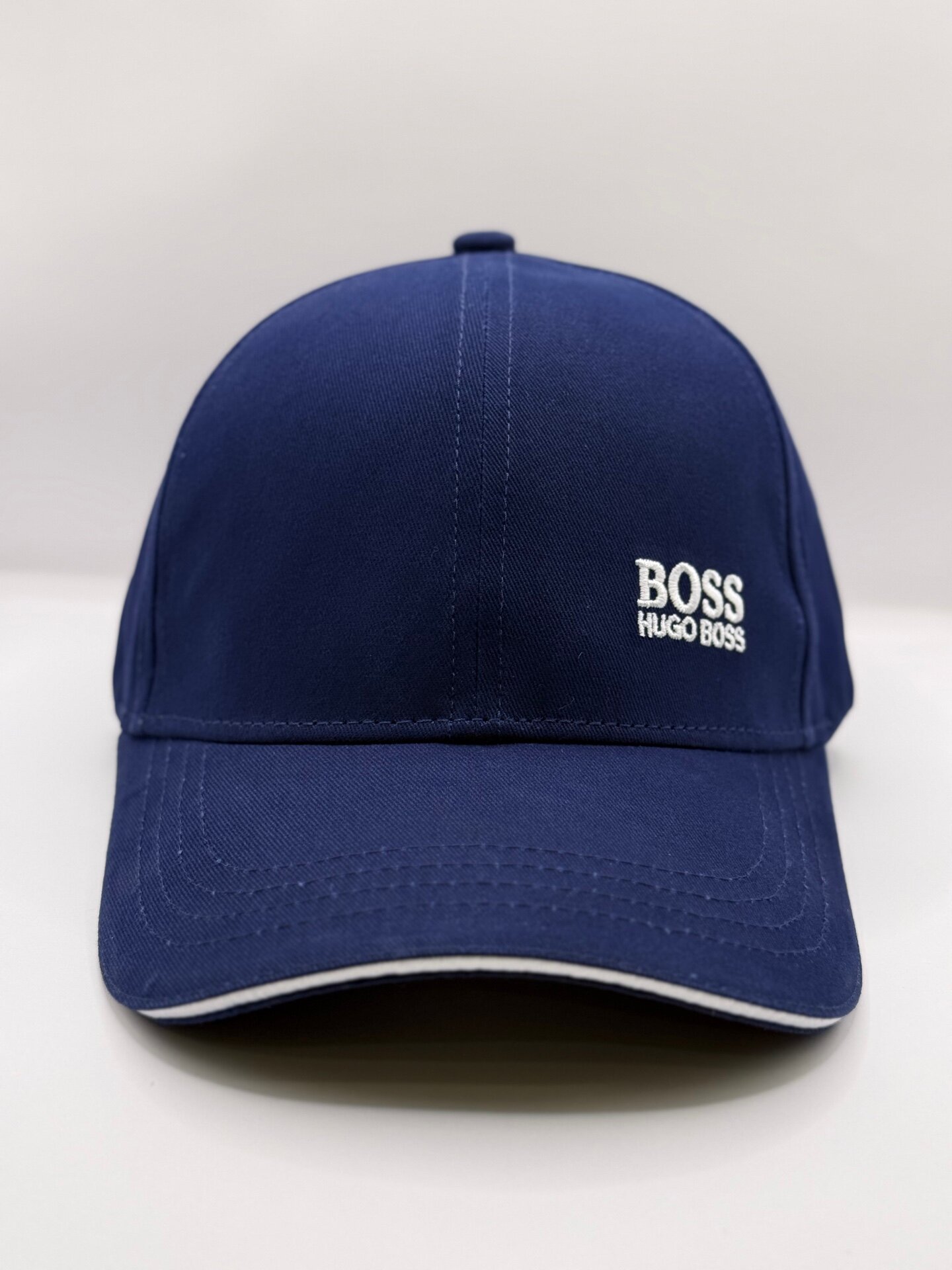 Бейсболка  HUGO BOSS, цвет тёмно-синий, твёрдый лоб для мужчин и женщин