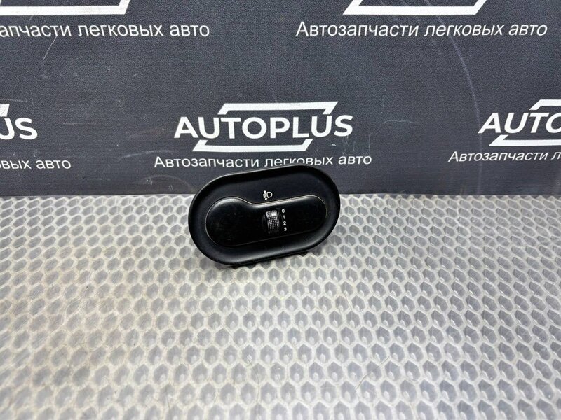 Кнопка корректора фар Chevrolet Lanos 2007 (1.5 A15SMS) Б/У с пробегом Арт. 21174