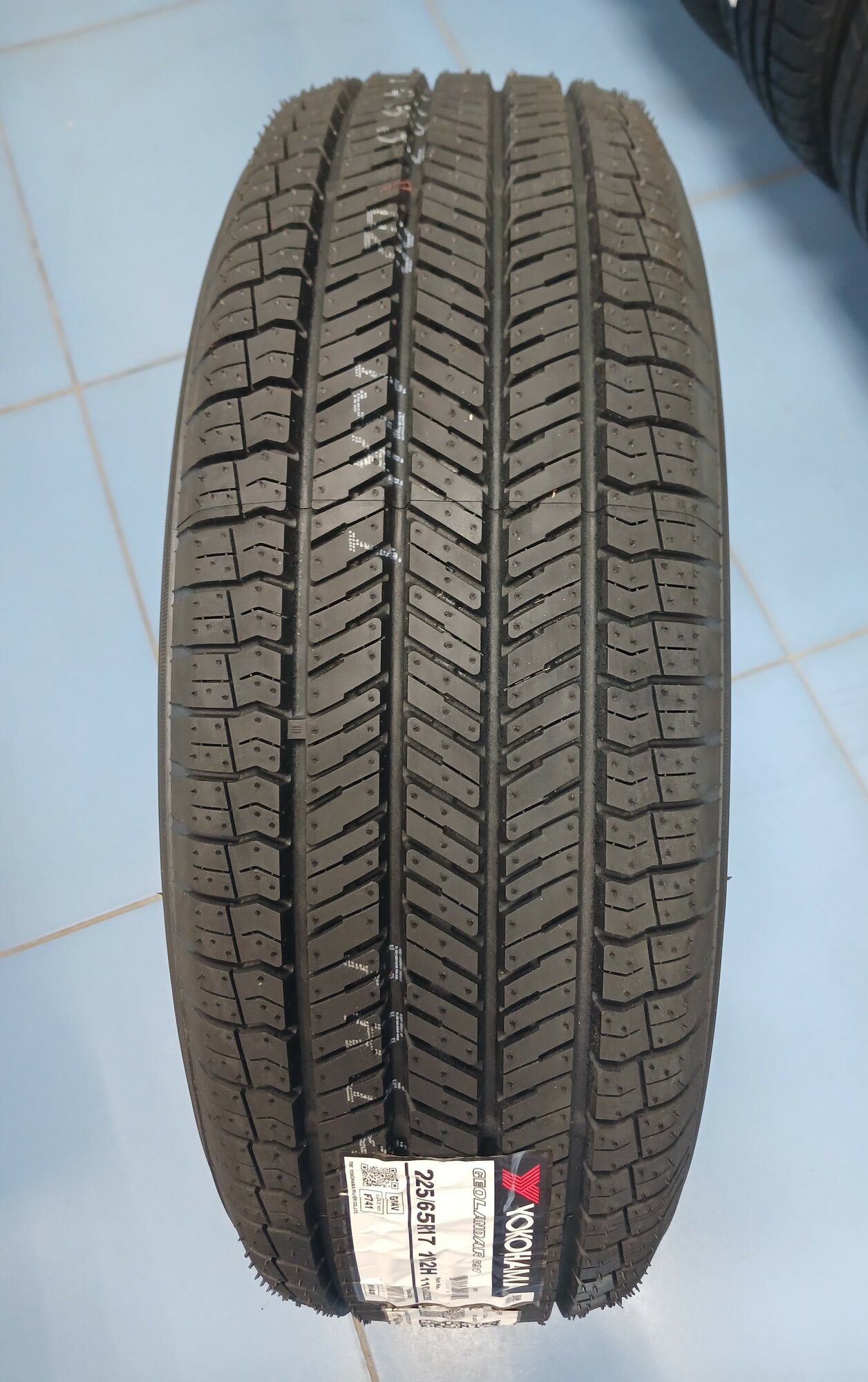 225/65R17 Yokohama Geolandar G91AV 102H Япония (дата 4925) симметричный протектор