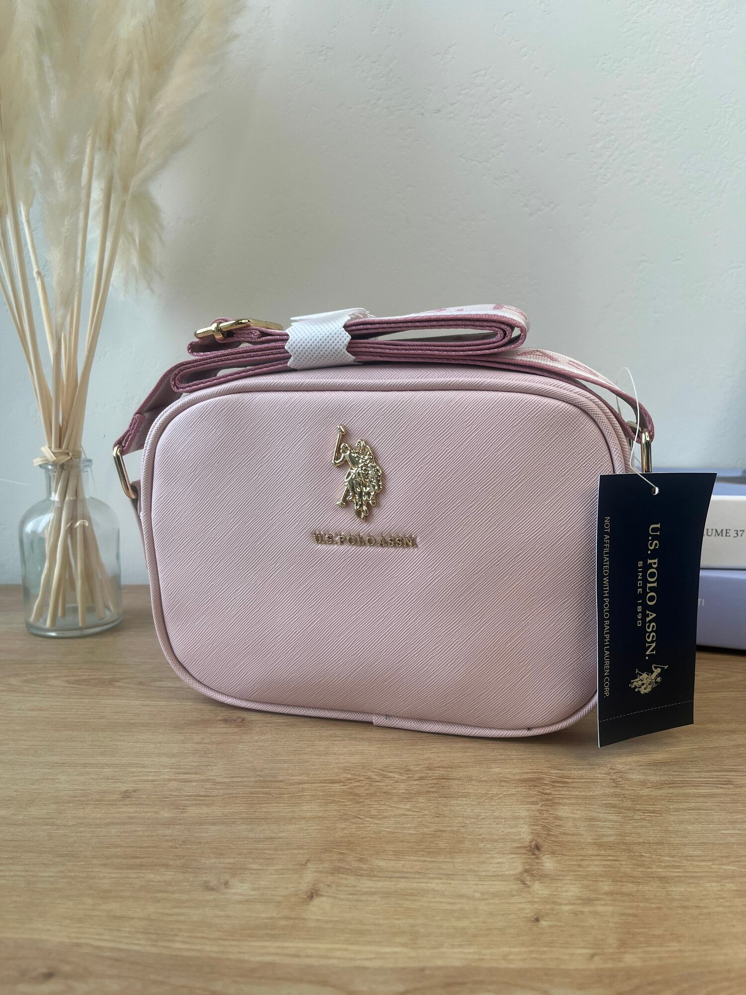 Сумка кросс-боди CLASSIC ZIP CROSSBODY BAG