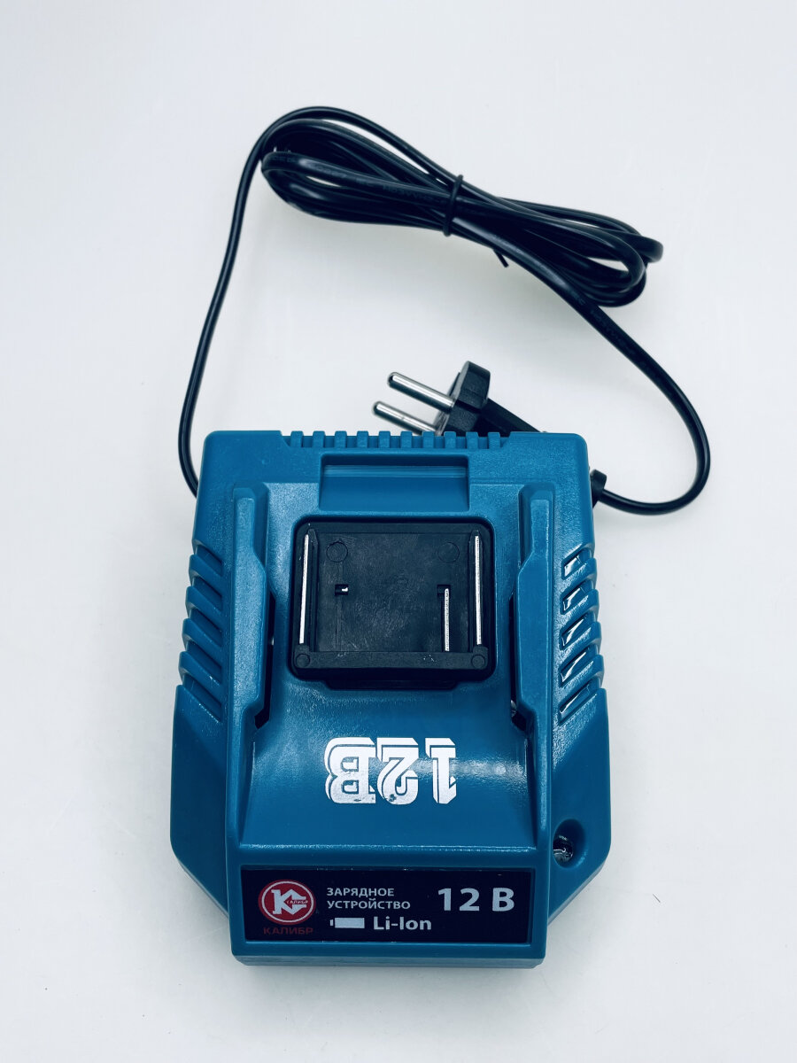 Зарядное устройство Калибр для Li-Ion 12V, арт. 00000046259 №999