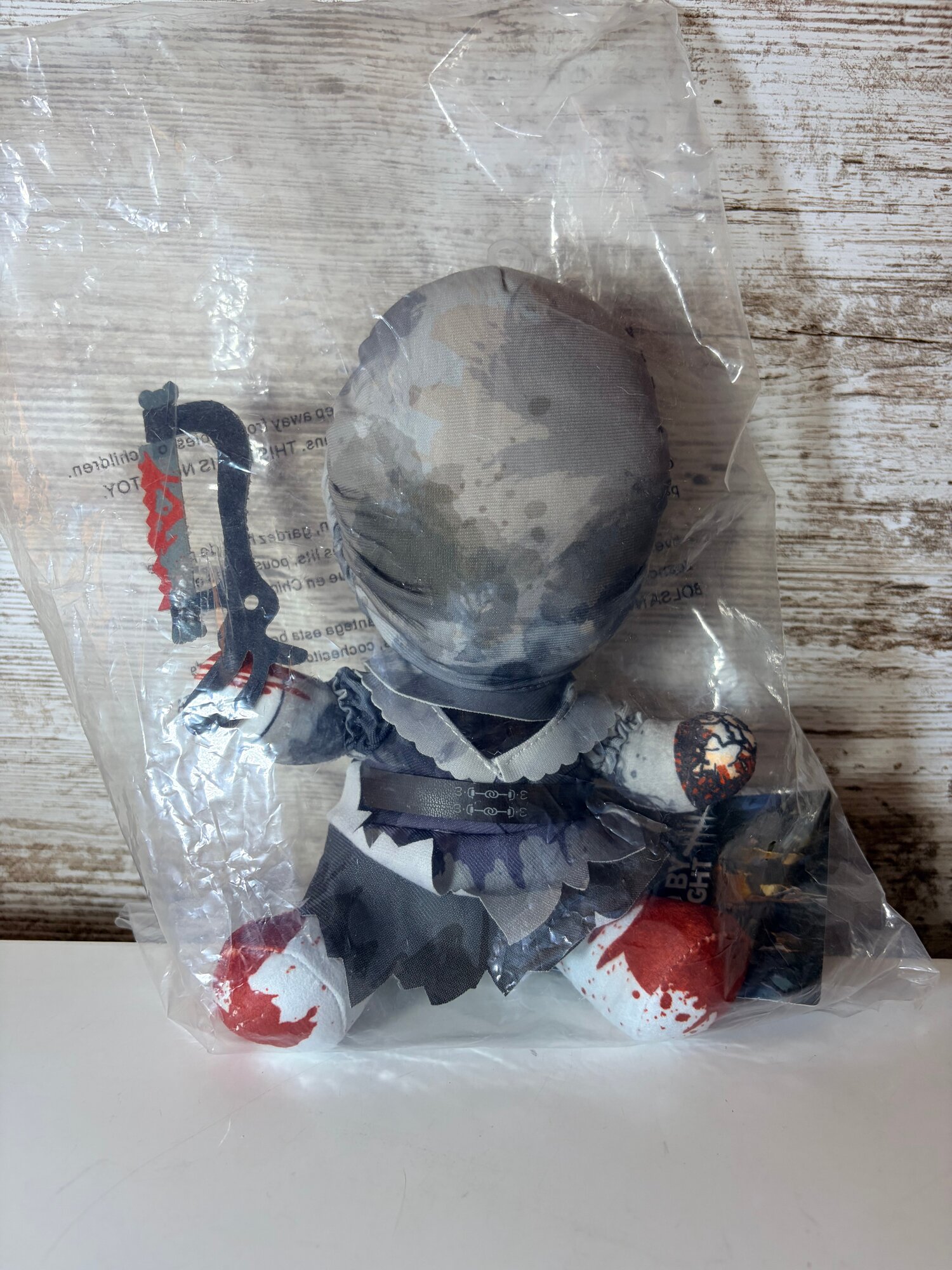Фигурка из Dead by Daylight , Мертвы к рассвету, Плюшка, 23 см от Kidrobot