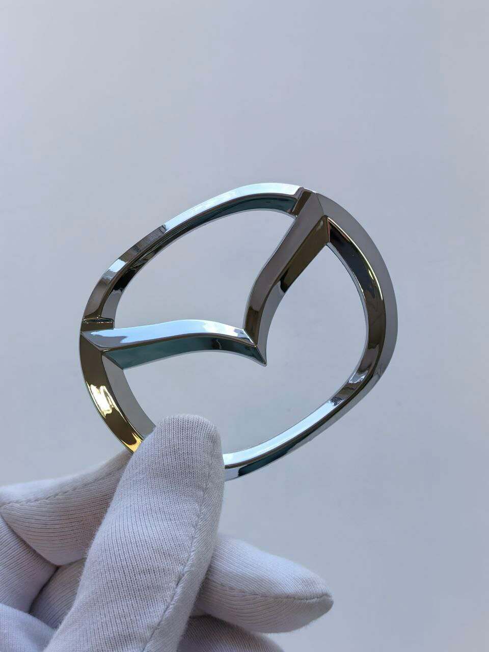 Значок 6,8/5,4 см Mazda эмблема для Мазда1шт.
