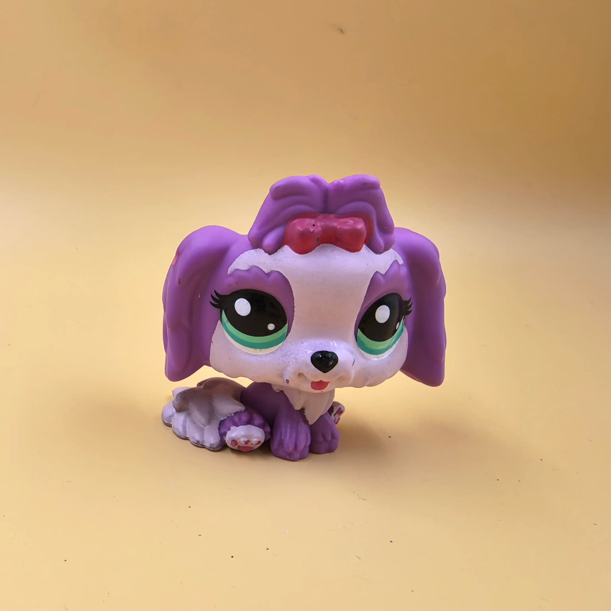 Фигурка Littlest Pet Shop собачка фиолетового цвета