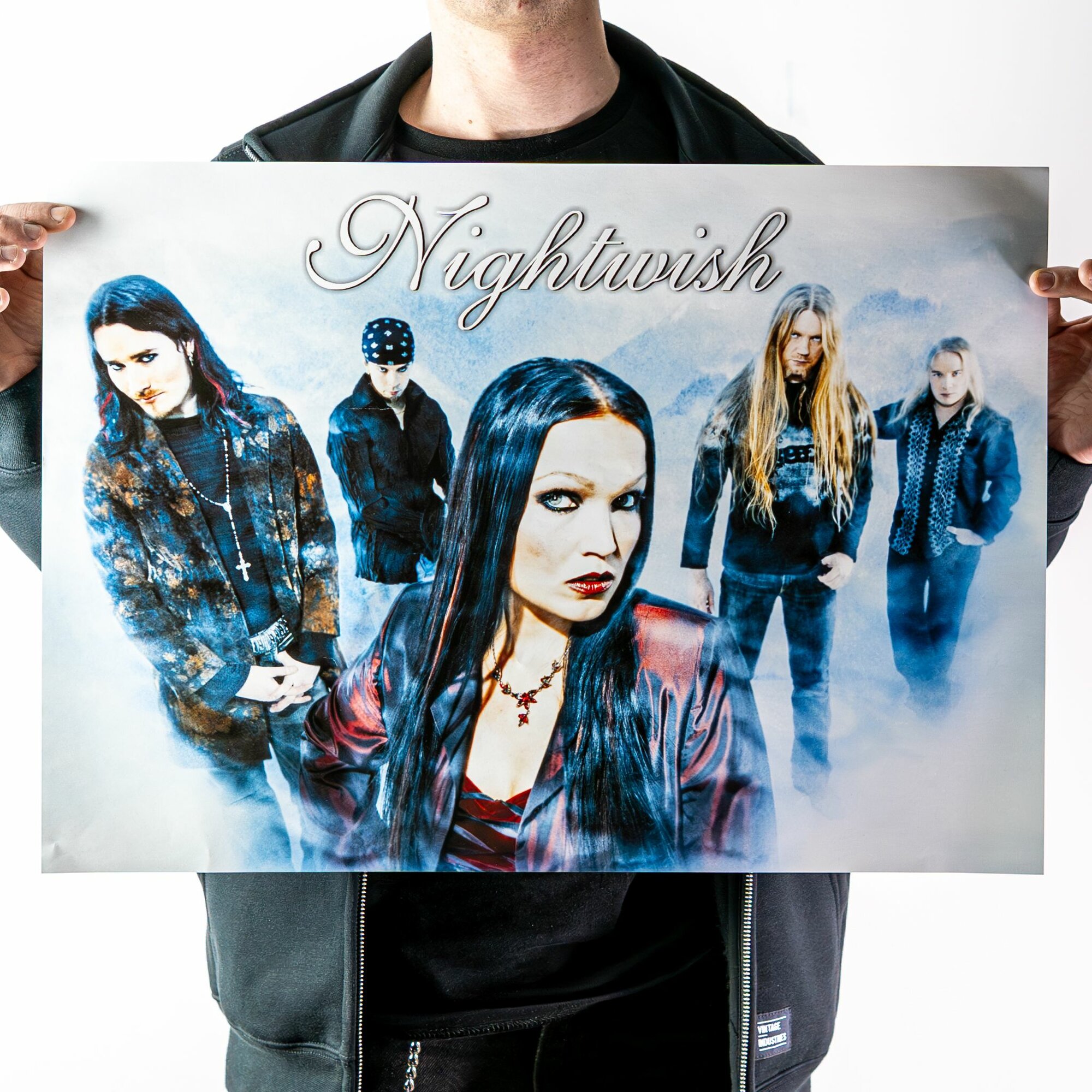 NIGHTWISH. Постер 42 х 60 см. Мелованная бумага, офсетная печать. Плотность бумаги 130 г/м2 (как обложка компакт-диска). Поставляется в прочном картонном тубусе