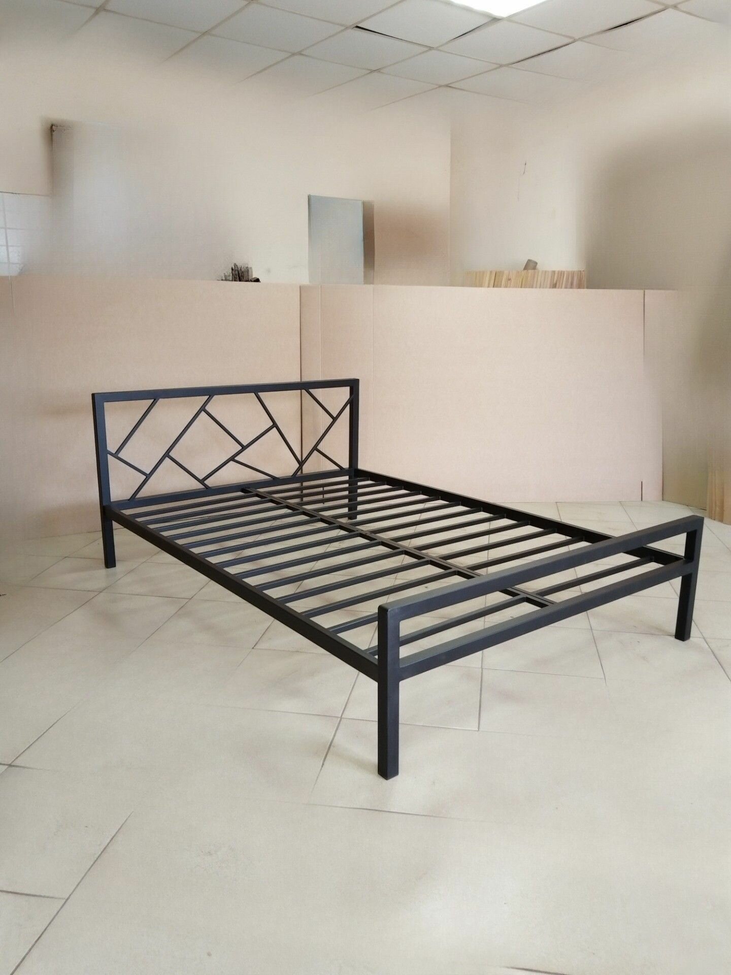 Кровать LOFT Mebel Цезарион, металл, 160x190, ортопедическая, черная