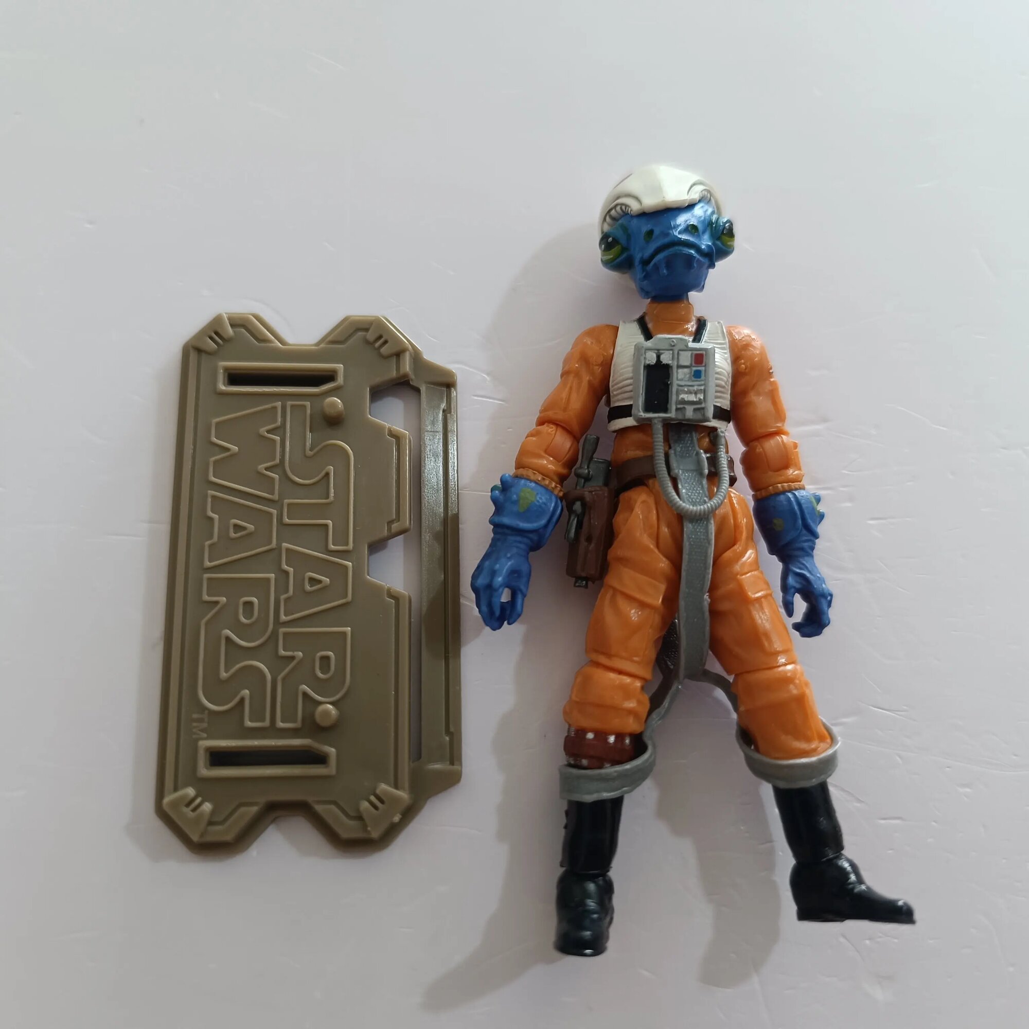 Фигурка пилота X-Wing Hot Toys 1/18 AS PIC A