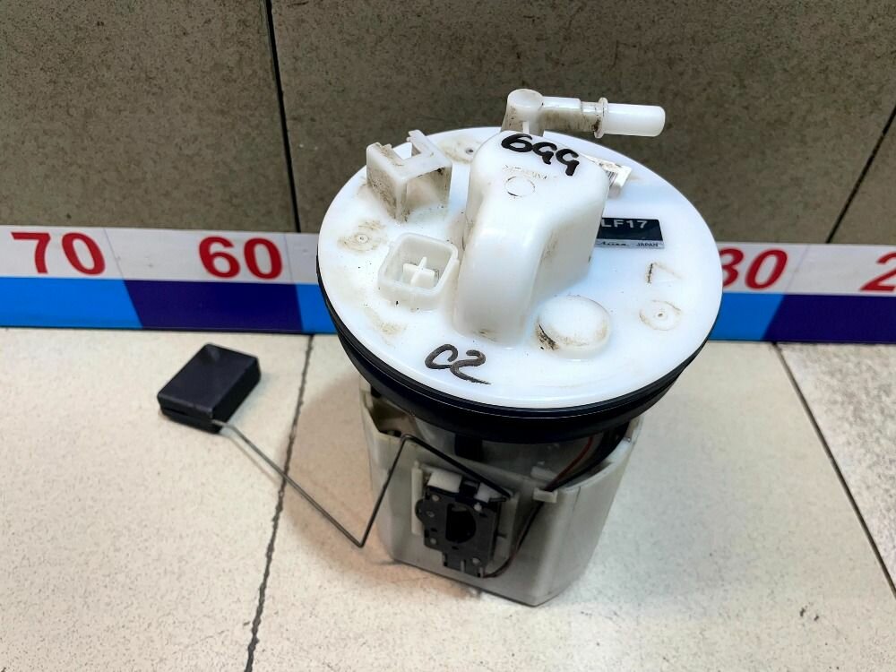 Насос топливный Mazda 6 GG