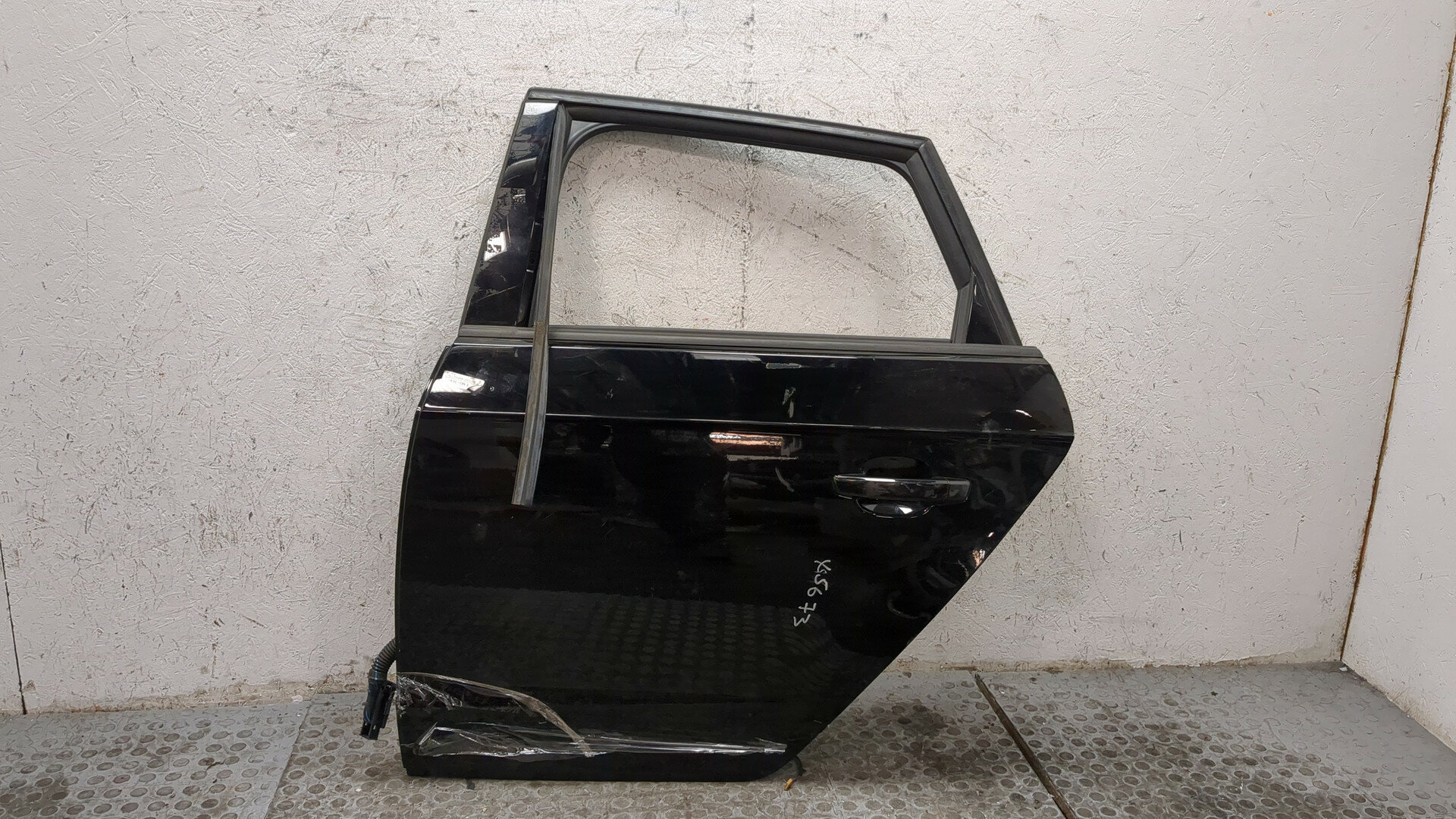 Дверь боковая (легковая) левая задняя Audi A3 (8V) Б/У