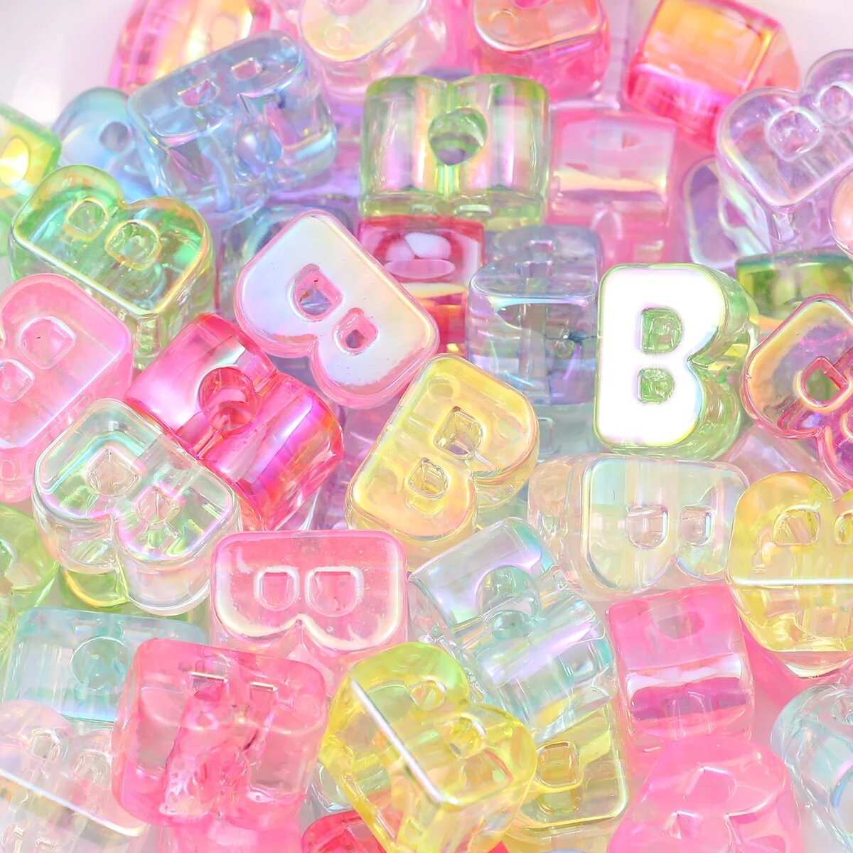 Акриловые бусины с буквами "B", цвет Mix color