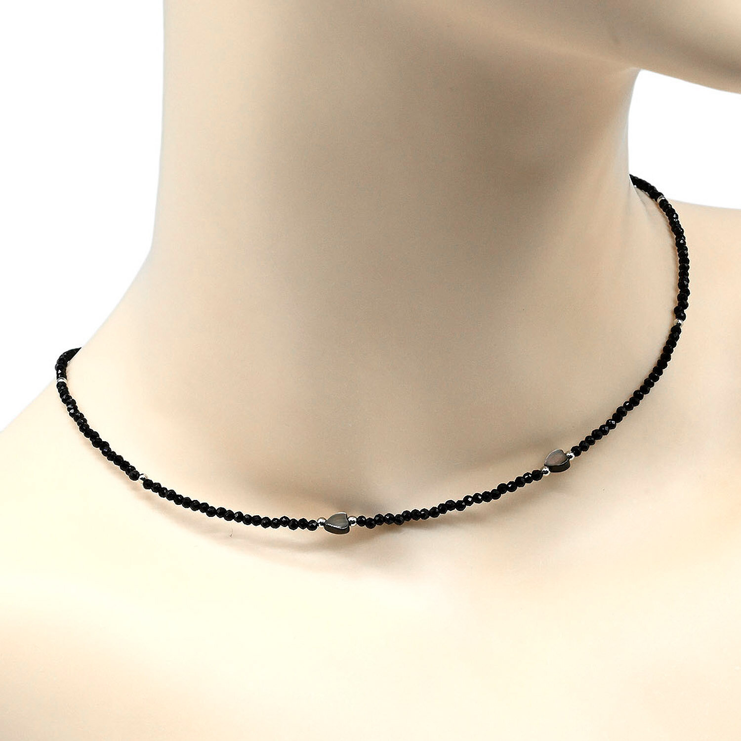 Чокер, шпинель