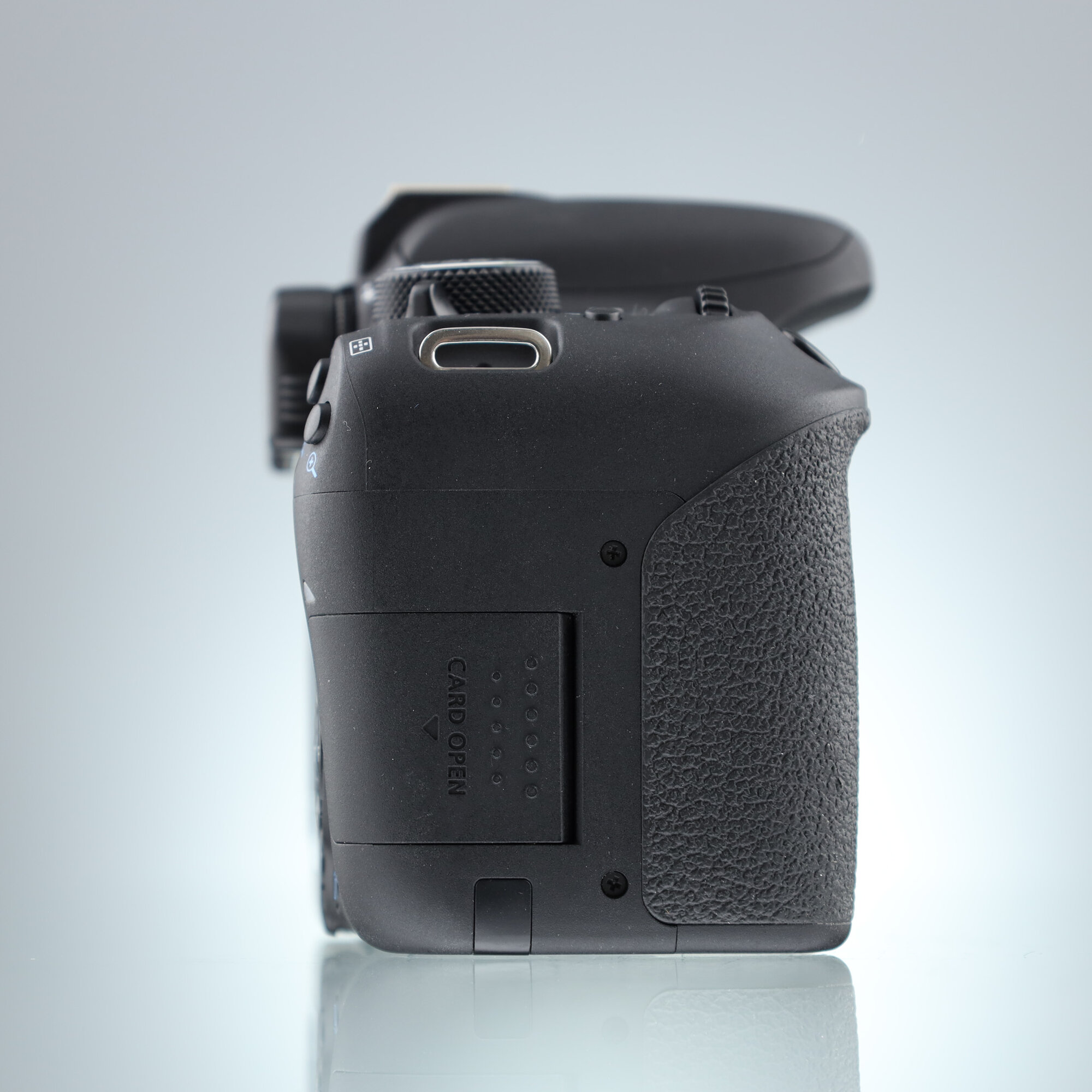 Canon EOS 800D Body — фото 1