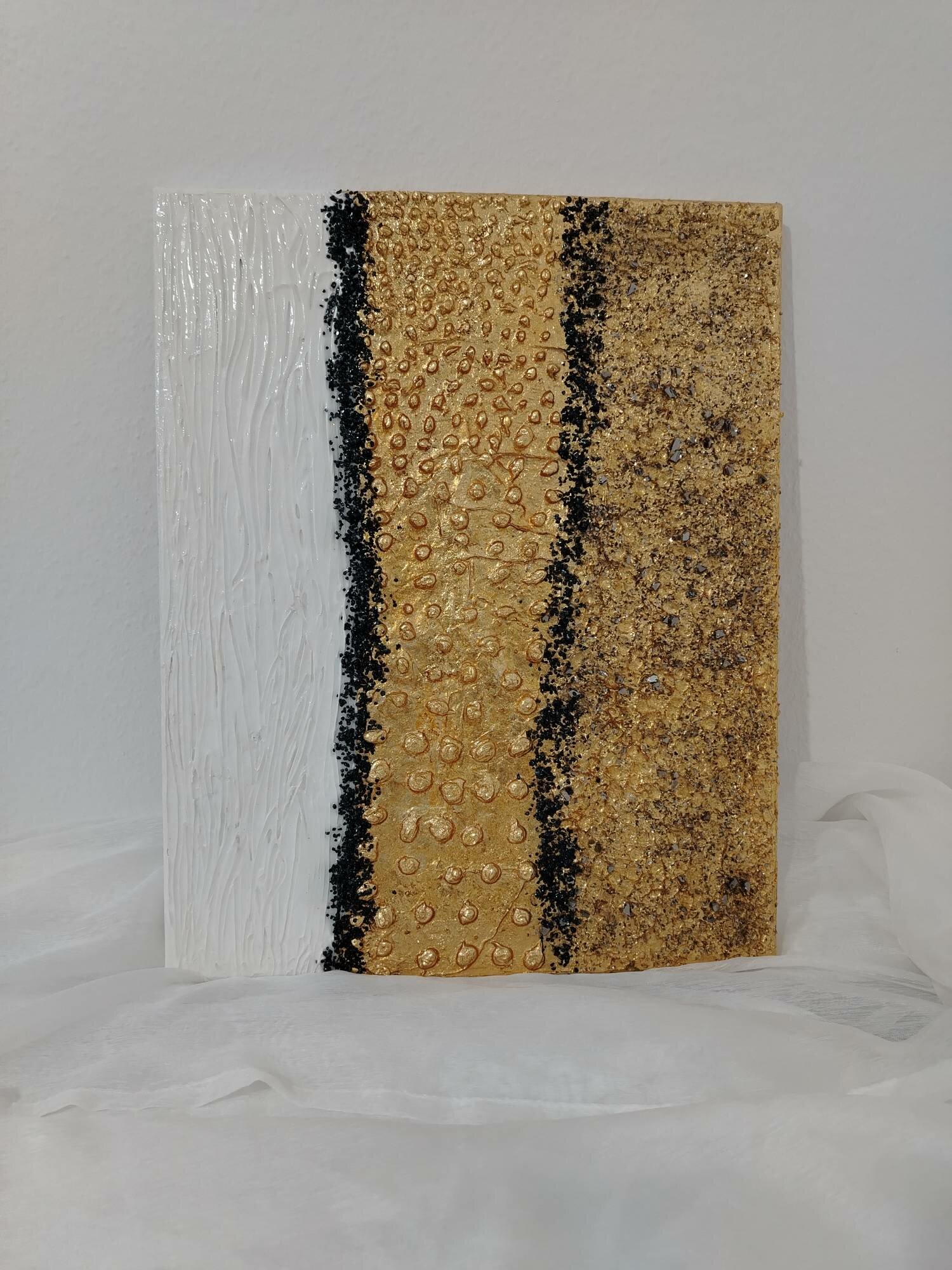 Интерьерная картина, поталь, горный хрусталь, ручная работа, холст 40х50, эпоксидная смола, барельеф