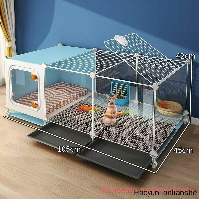 Просторная клетка для кроликов и грызунов 105x35x41 см с двумя дверцами, где туалетный лоток практично разделен на зоны