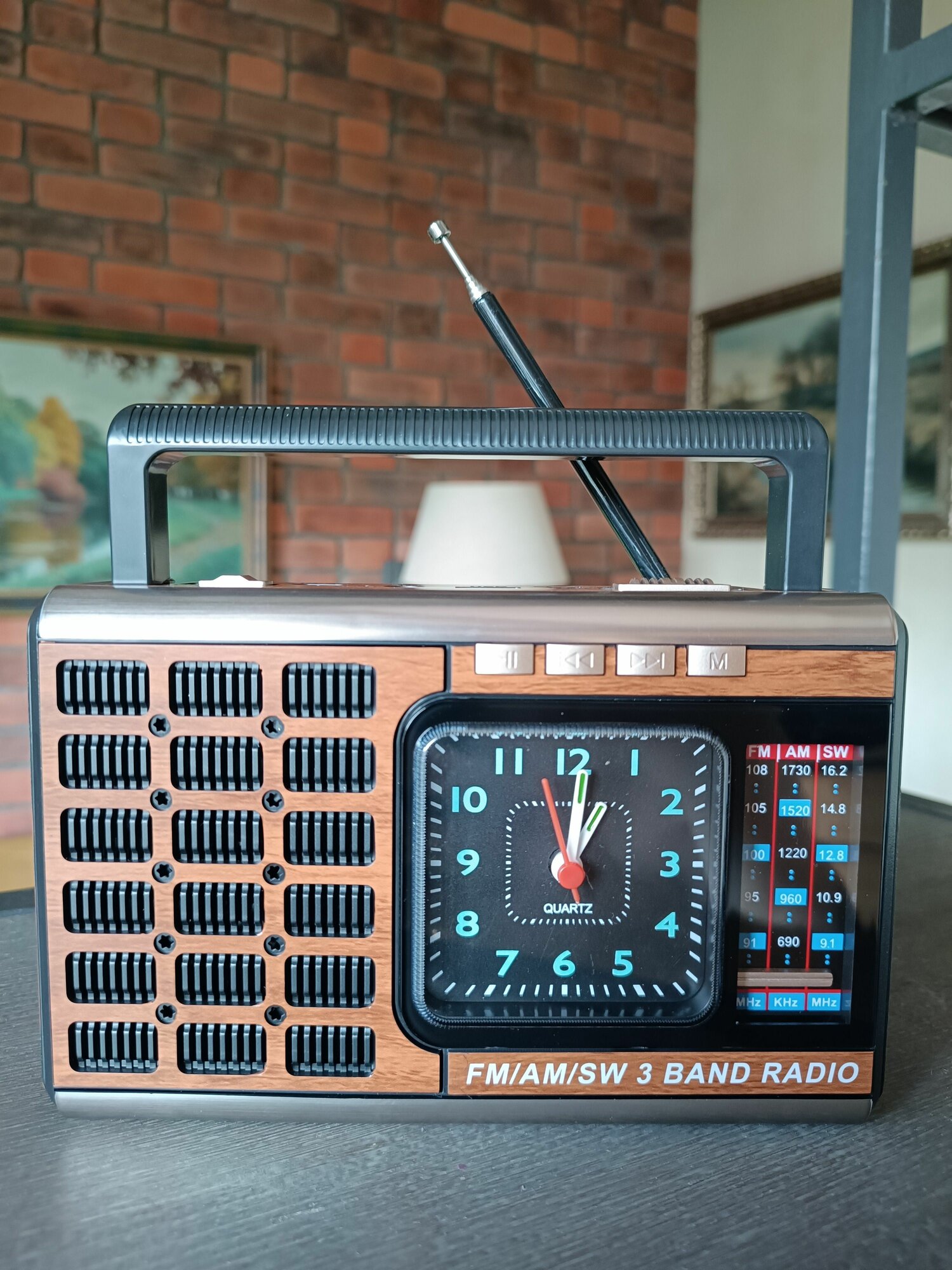 Радиоприемник с часами MEIER MD-919-S фонарик, аккумулятор