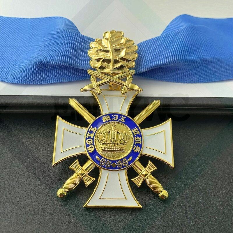 Цинковый крест медаль с цепочкой и булавкой нательный сувенирный