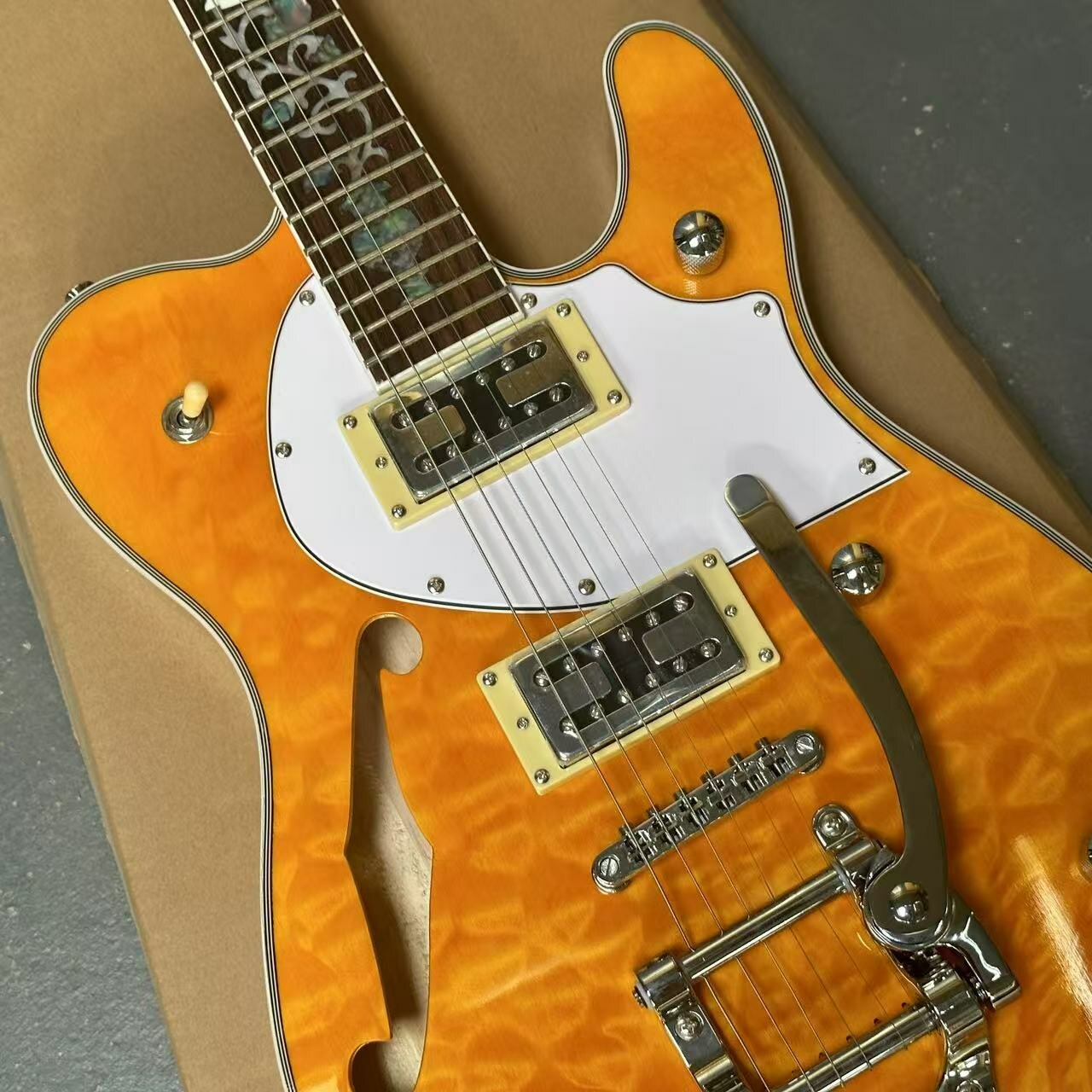 Полупустой Tele прозрачный оранжевый флейм клён F-отверстия Bigsby HH палисандр инкрустация