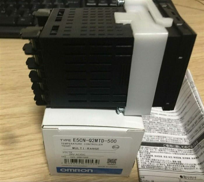 Модуль Omron E5CN-Q2MTD-500 — фото 1