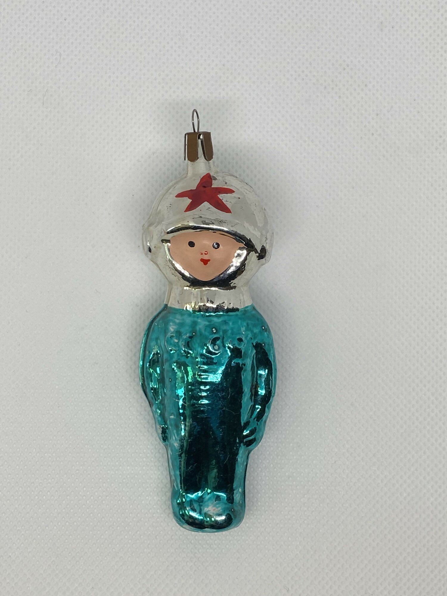 Елочная игрушка Космонавт, редкий !