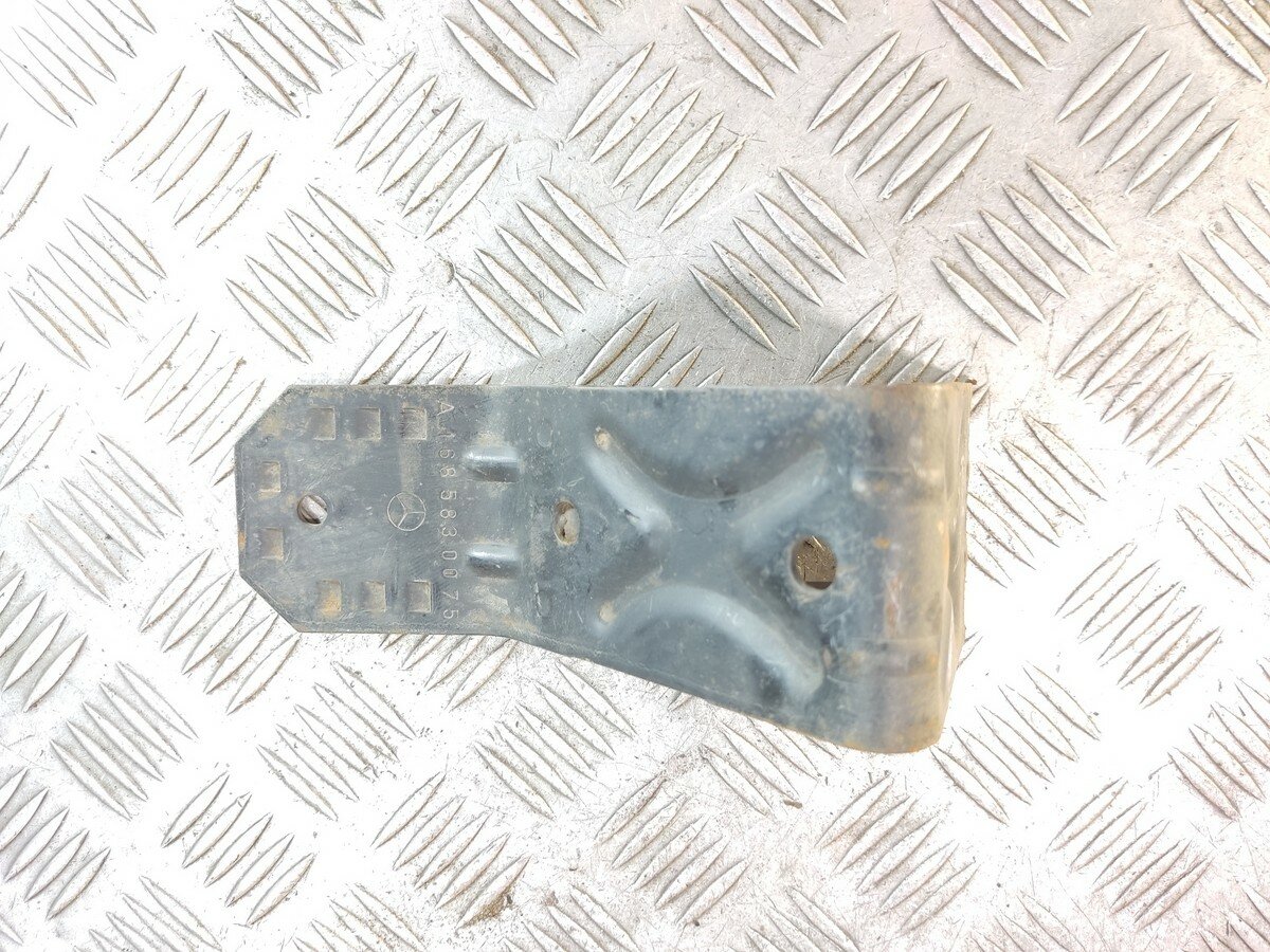 Противооткатный упор MERCEDES A W168 1685830075