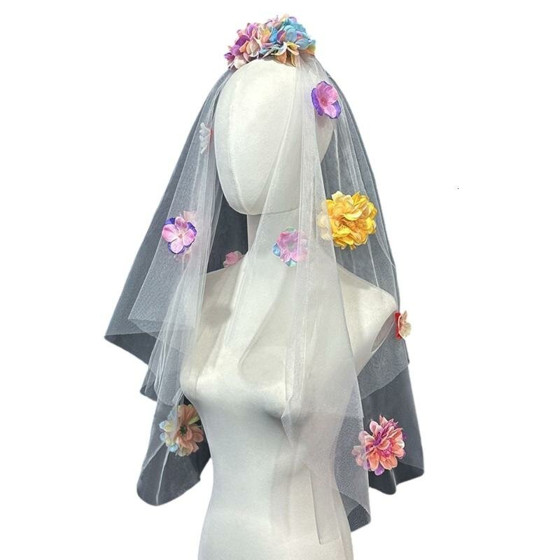 Свадебная фата с цветами, разноцветные цветы
