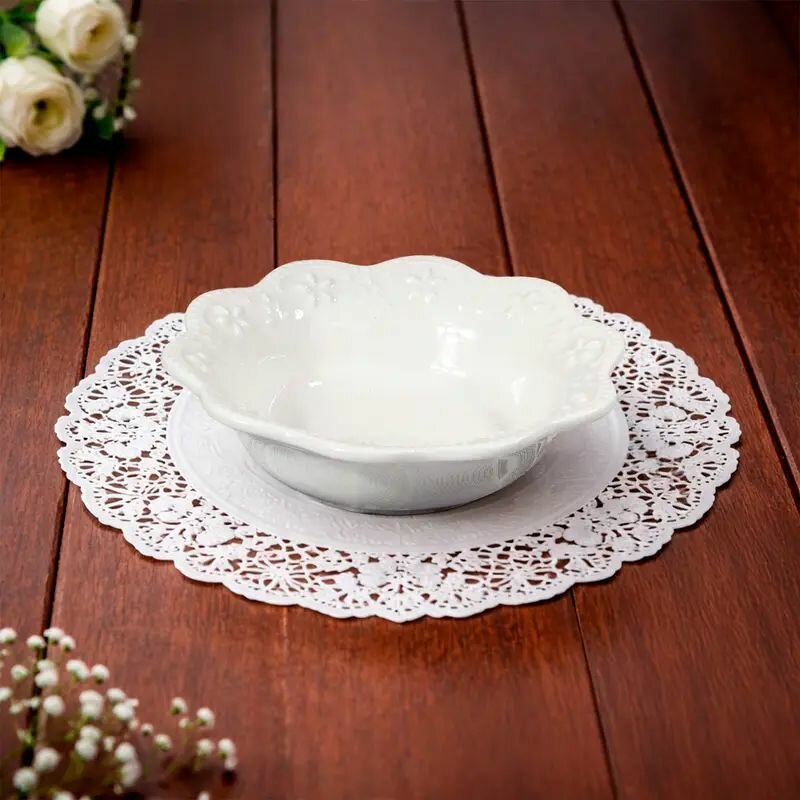 Соусница, 70 мл, фарфор, для подачи соусов, джемов и топингов, станет настоящим украшением любого застолья, будь то повседневный обед или торжественный ужин.