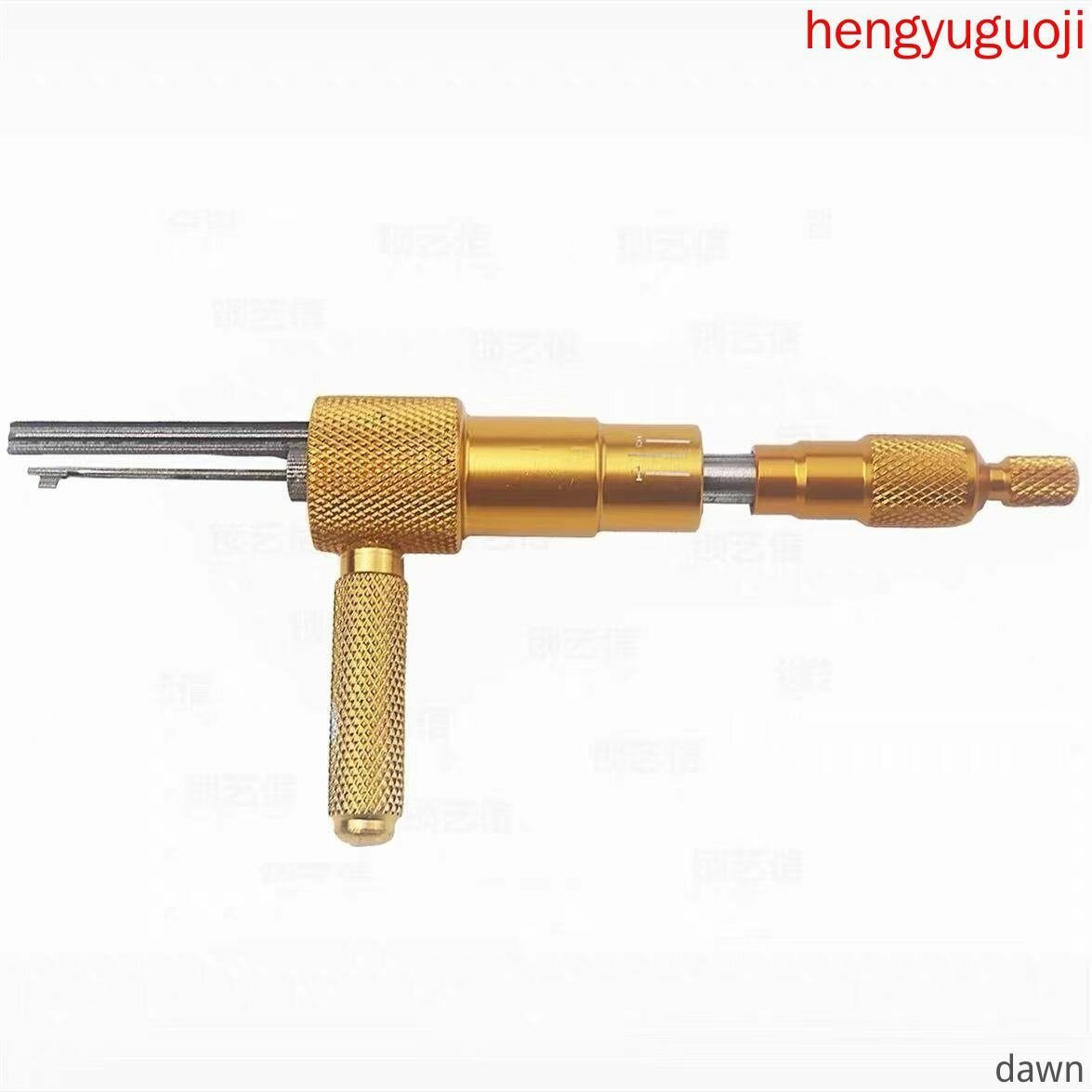 Набор слесарных инструментов с позиционированием по пазам