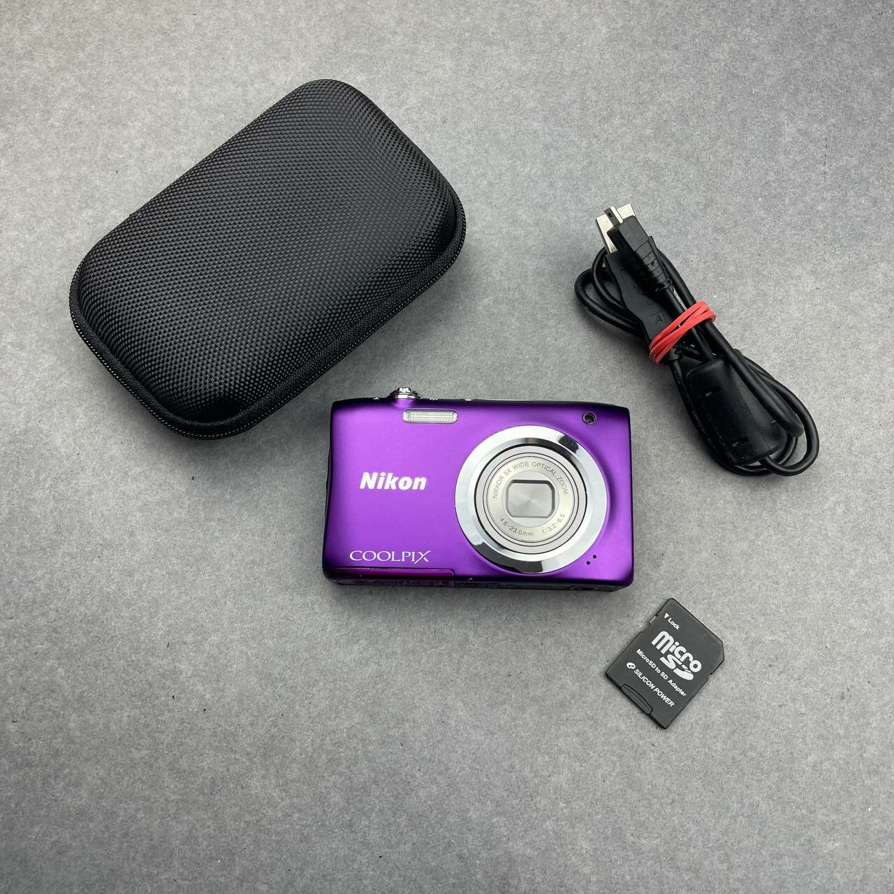 Цифровой компактный фотоаппарат Nikon Coolpix A100 (20.1 Мп), фиолетовый