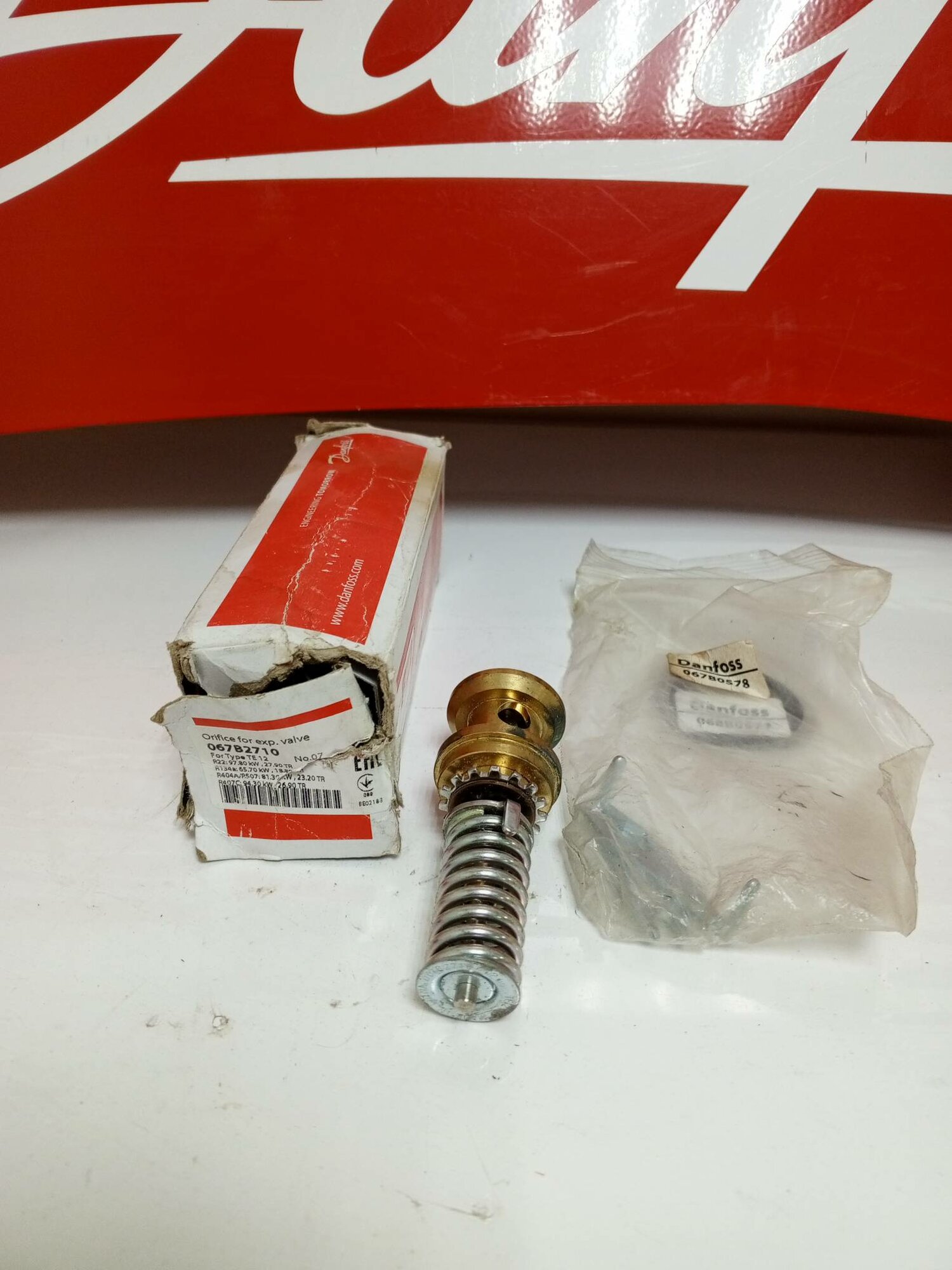Клапанный узел (дюза) Danfoss №07 (067B2710) к ТРВ ТЕ12