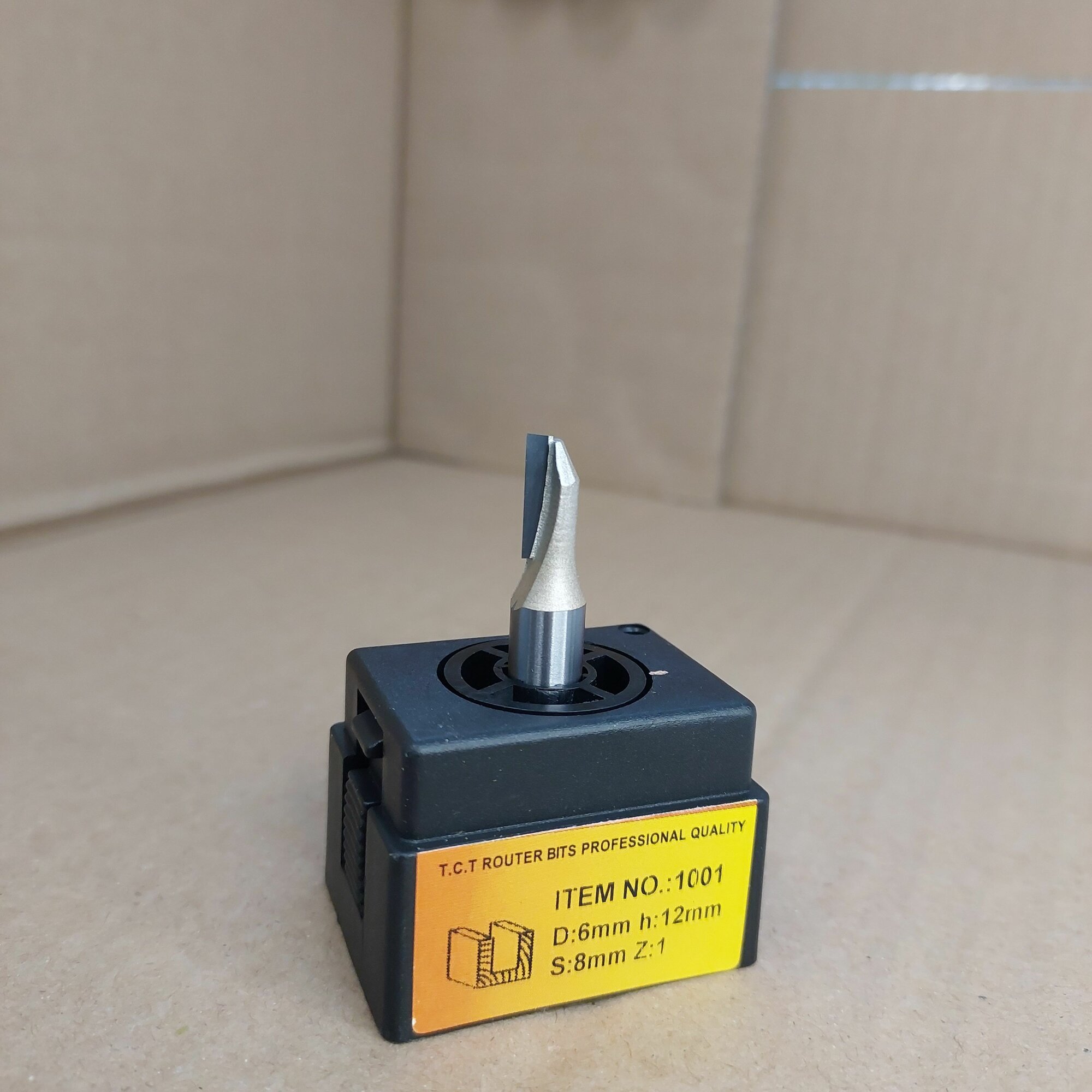 Фреза пазовая 6 мм хв.8мм с одним ножом Глобус 1001 D:6mm I:12mm d:8mm Z:1 Арт:1001D6d8