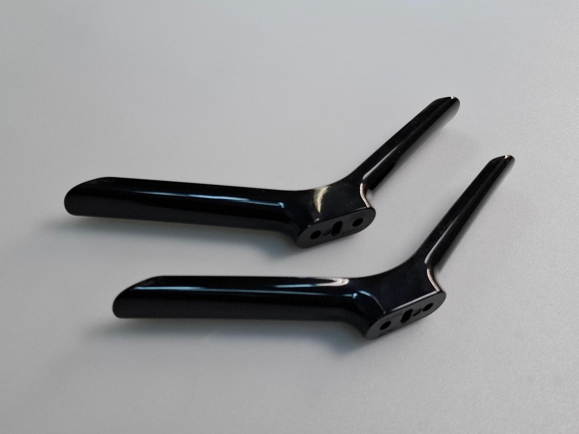 Подставка комплект 2 шт (черный), для телевизора Digma DM-LED32SBB36 P: PT320CT01-1 ver1.3