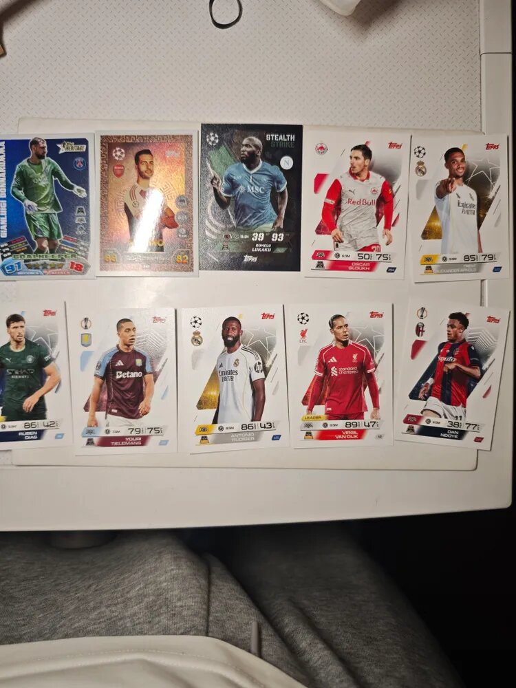 Футбольные карточки Topps MATCH ATTAX(набор из 10 штук)
