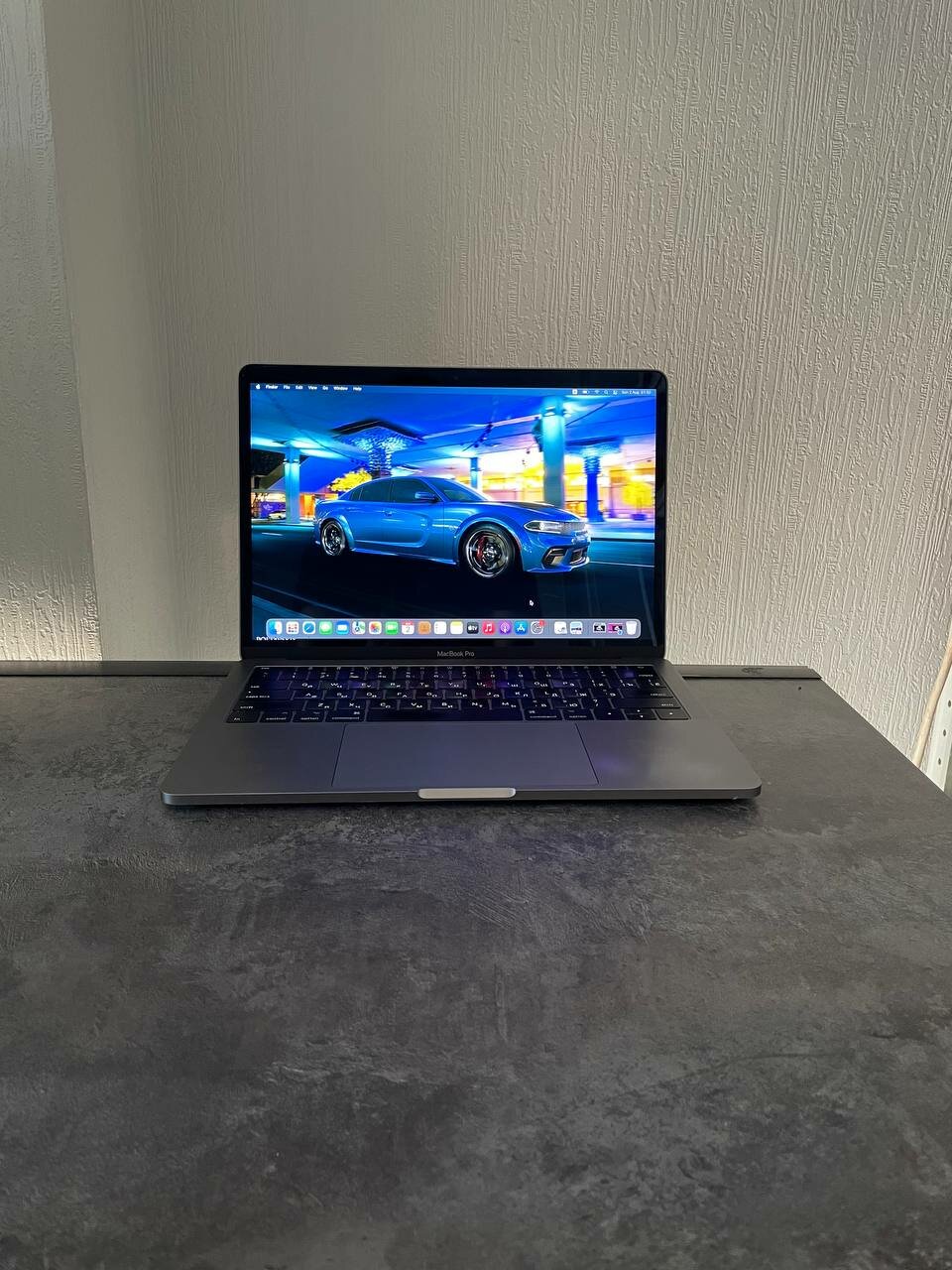 13.3" Ноутбук Apple MacBook Pro 2017,2560x1600, Intel Core i5 2.3 ГГц,RAM 16 ГБ, SSD 256 ГБ,Intel Iris Plus Graphics 640
